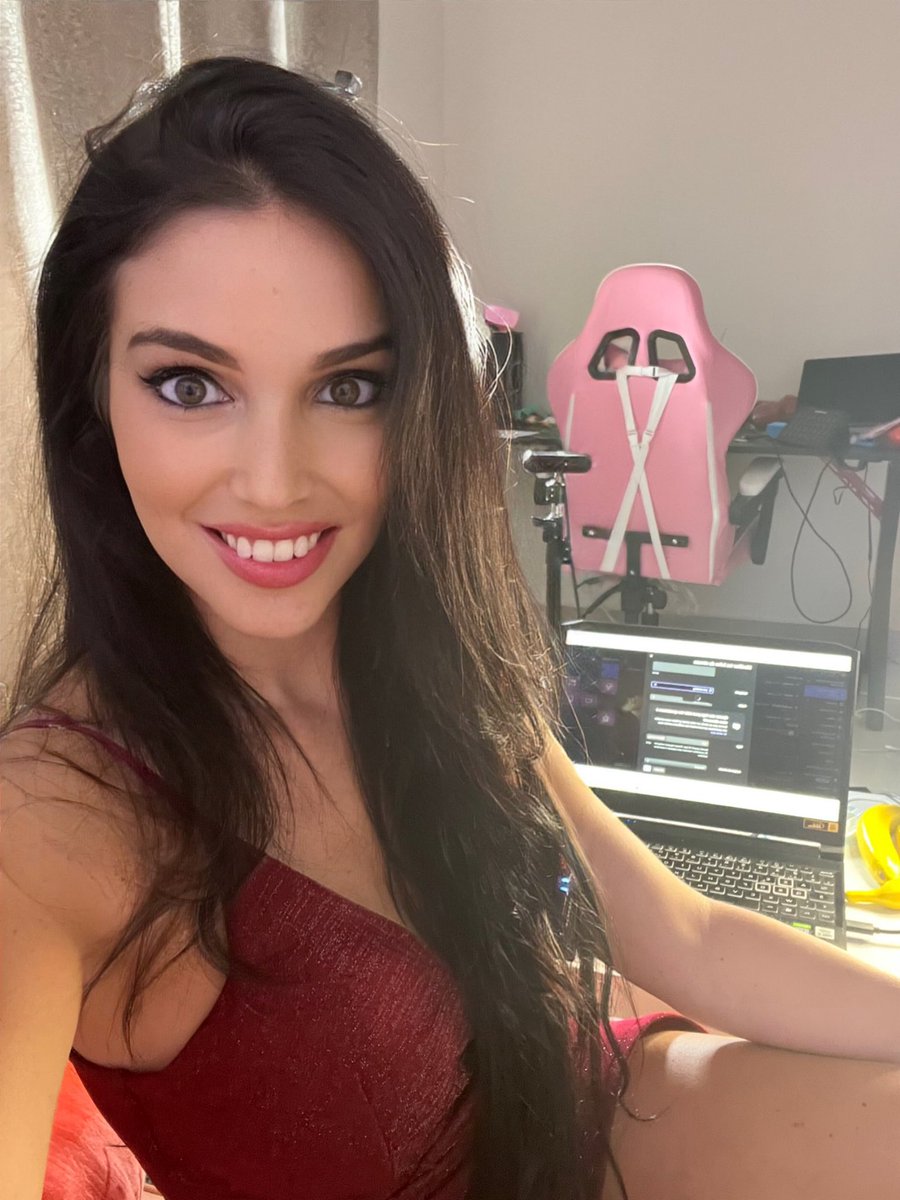 Animatrices & Célébrités 🇫🇷 on Twitter: "RT @PriscillaLiaud: Saison 2 🔥c’est parti #twitch http ...