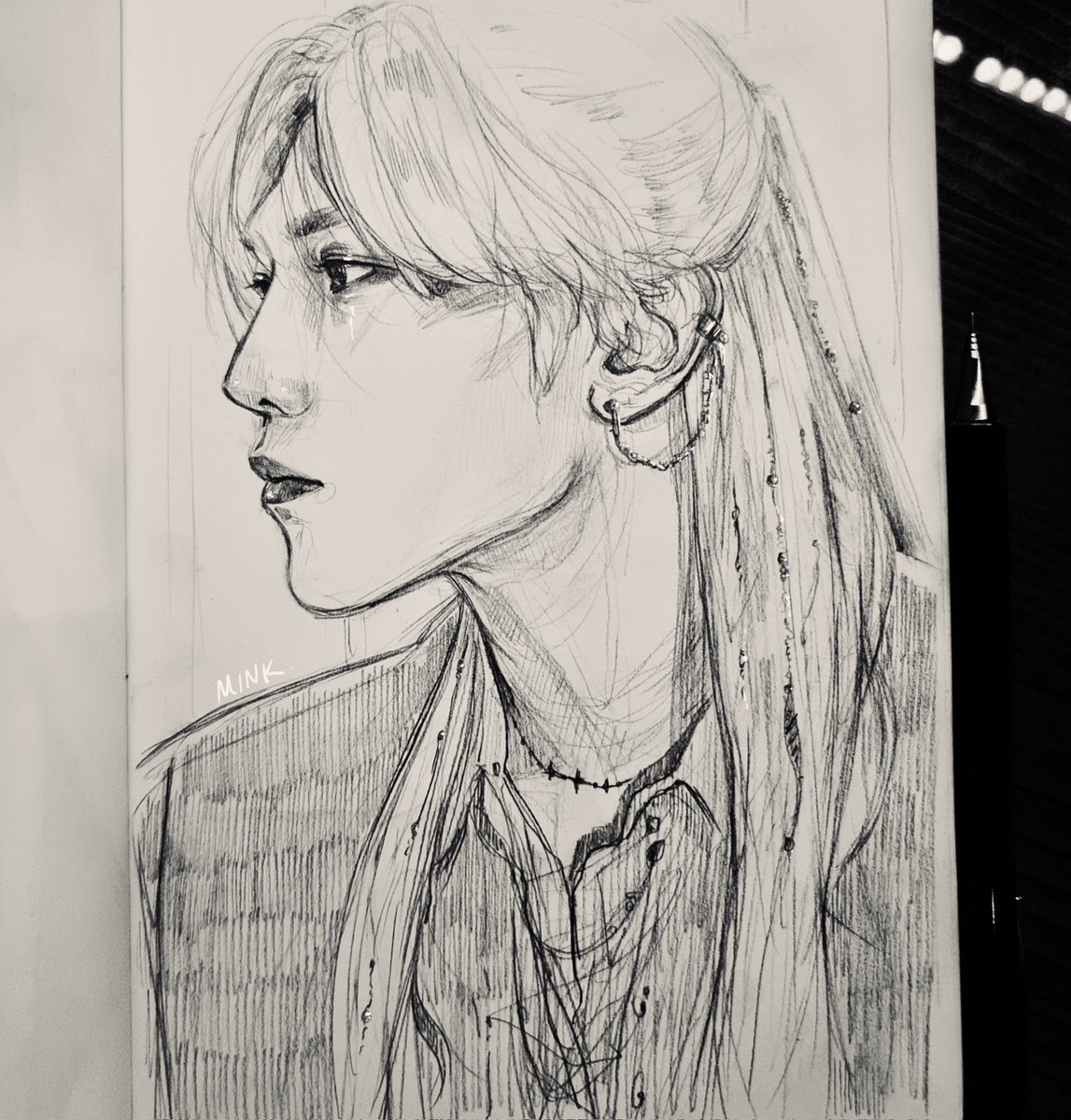 「pretty boi sketch #ateezfanart #yeosang 」Min ️の漫画