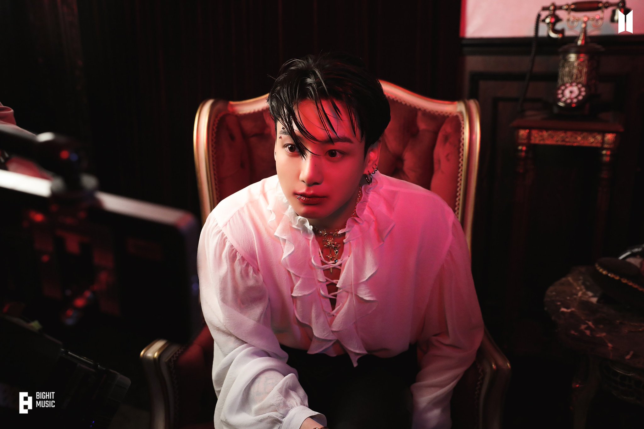 andrea ♡s bts⁷ (slow) on Twitter: "[BTS] Me, Myself, and 정국 비하인드 포스트 (3) https://t.co/ZcRzmzArmH ...