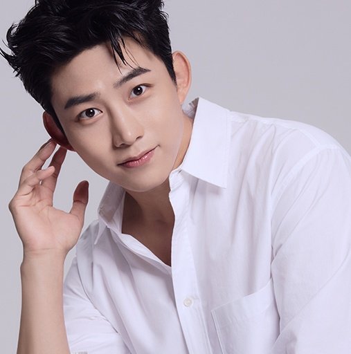 Taecyeon Looks On Twitter — Taecyeon 택연 B3db0qk65d Twitter