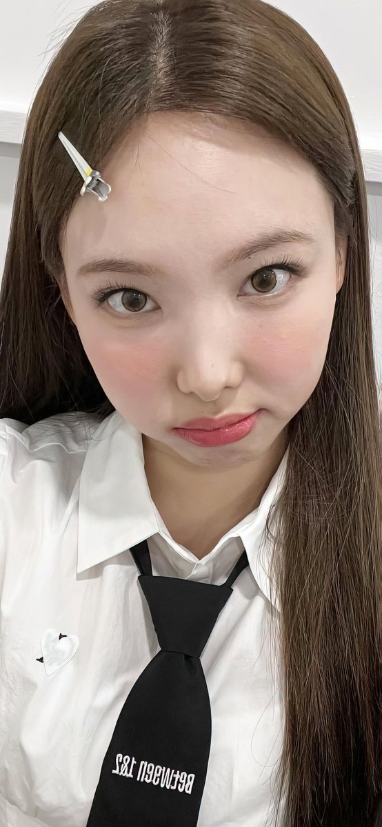 pogzilla on Twitter: "DL: https://drive.google.com/drive/folders/1QlhW-JxlmxNVIuCVI ...