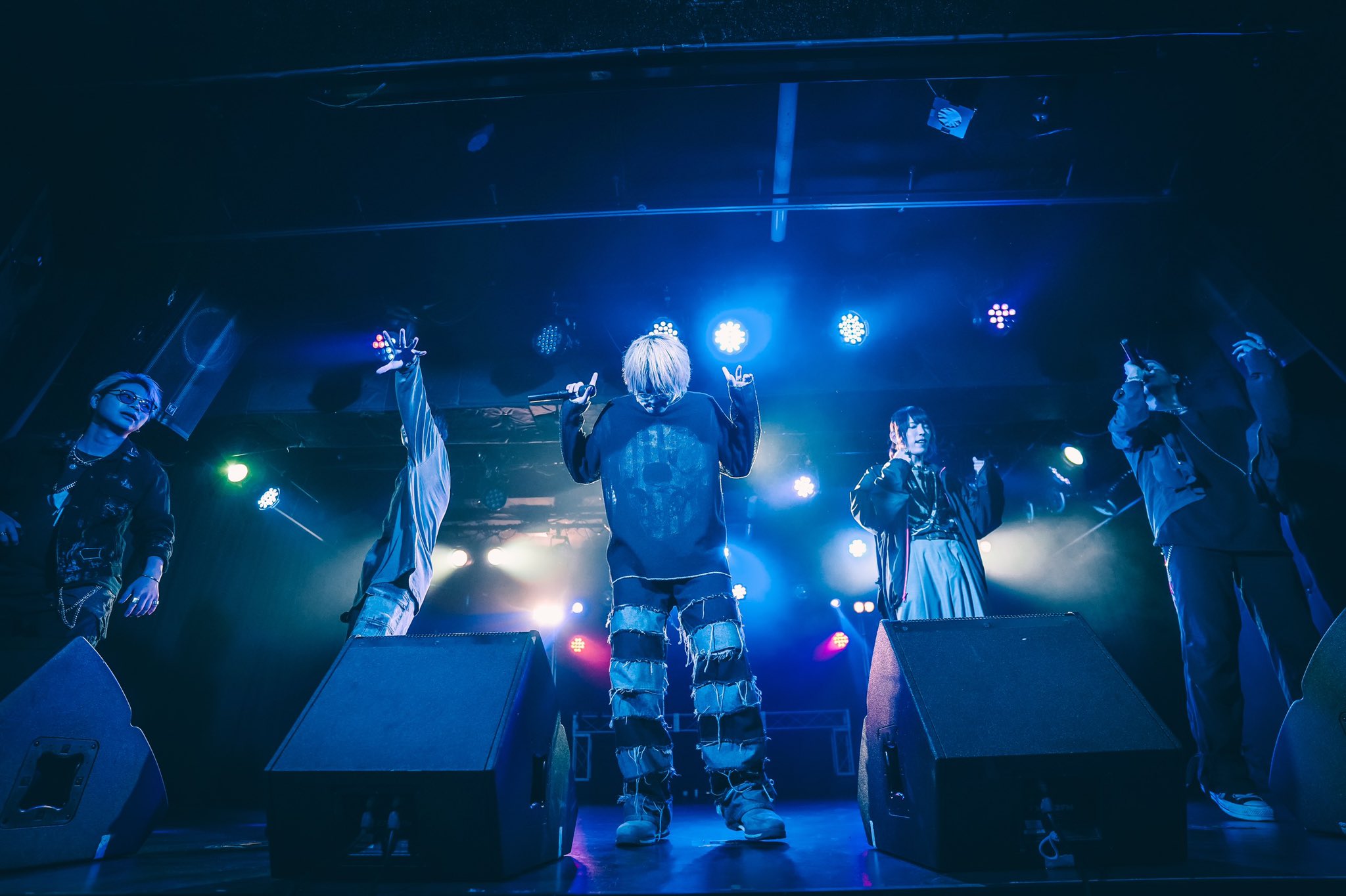 FUMIYA【VELLE.J】 on Twitter: "絶対売れます。 だって俺ら本気やけんさ。 いや、俺らもファンも本気やけん。 【皆んなで】 一つ一つ目標達成して行こうぜ👊🏻 #ベル ...