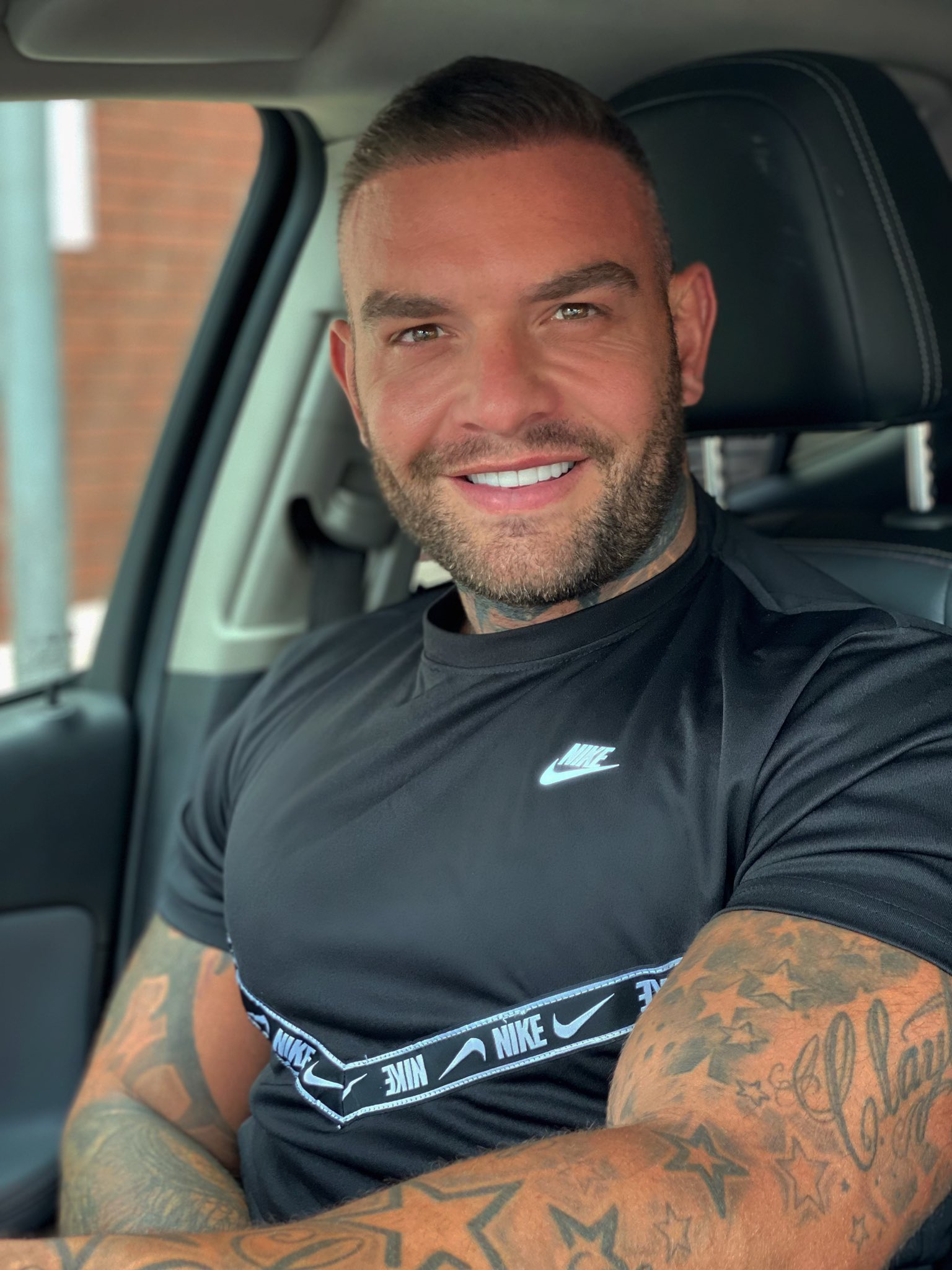 TW Pornstars - Official Andy Lee (Team Andy). Twitter. Daddy say get in ...