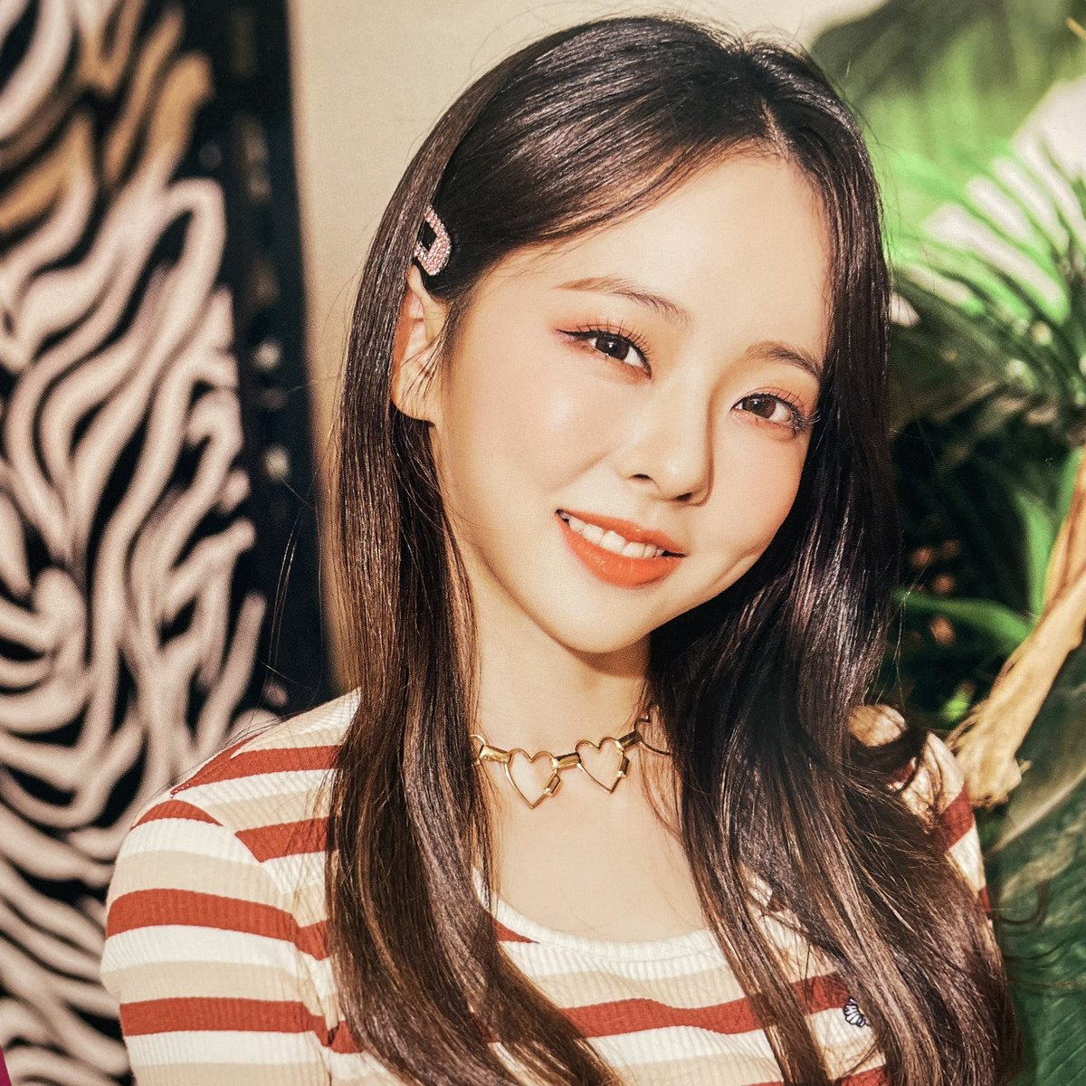 loona pics on Twitter: "loona summer package. vivi"