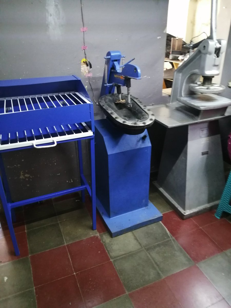 Caesar's on Twitter: "RT @Geovany52789484: Con tristeza ayer cerre mi taller, 13 familias se ...