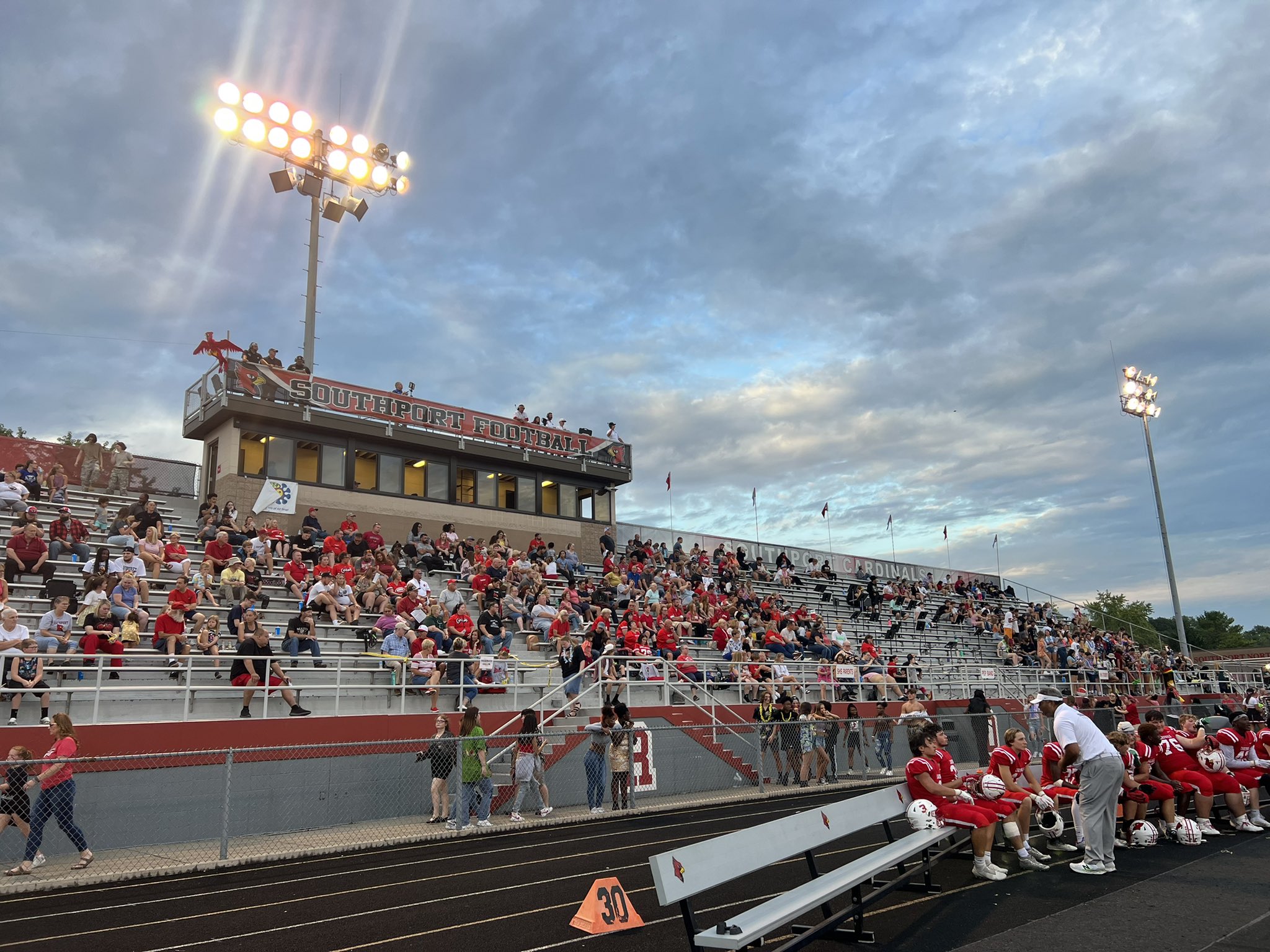 Angela Moryan on Twitter: "Stop #2 - @BulldogsCN at @Spt_athletics Bulldogs lead the Cardinals ...