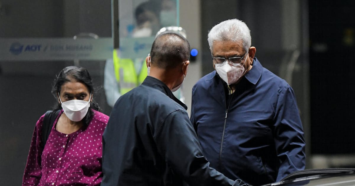 引退ニュース速報 on Twitter: "スリランカ前大統領が帰国 経済危機で7月に辞任（写真=ロイター） - 日本経済新聞 / https://nikkei.com/article ...