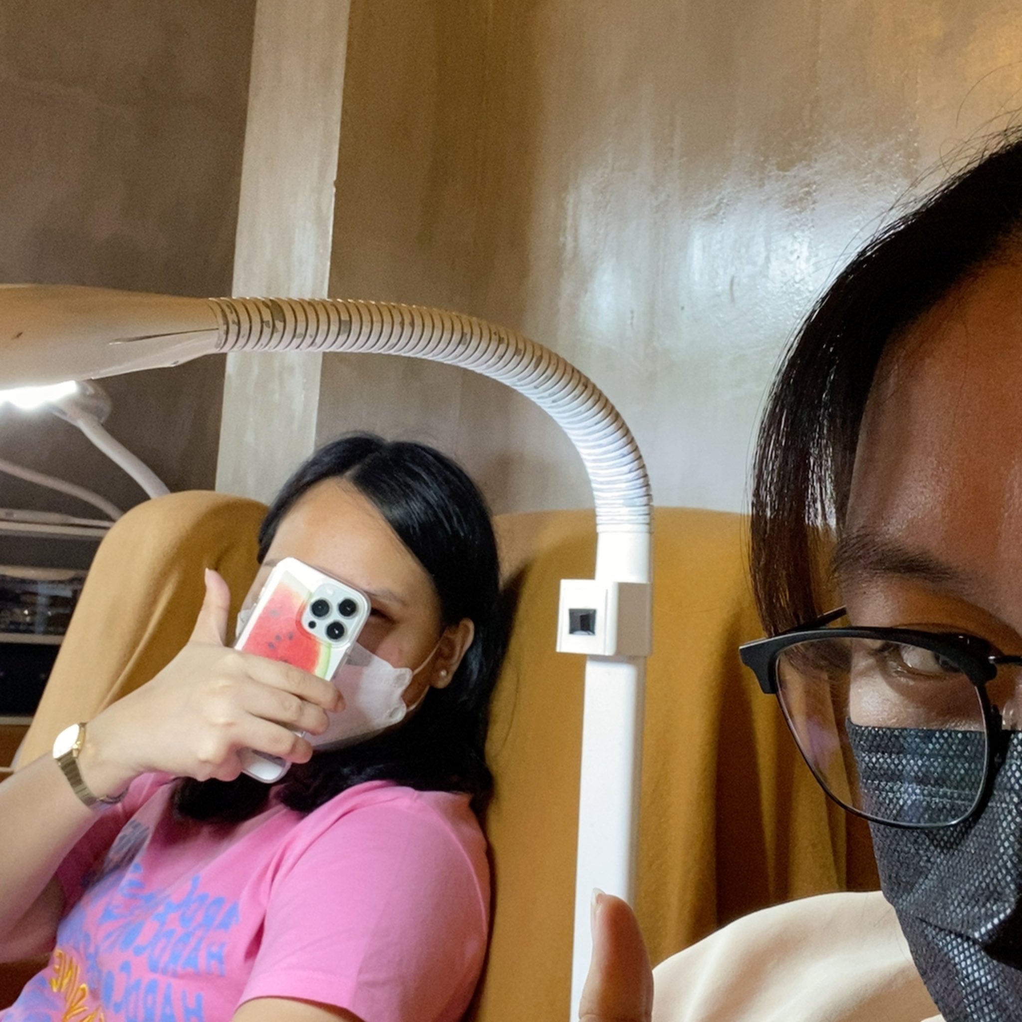 nics on Twitter: "may napulot ak bata sa tabi tabi naka ip13 fully paid papamanicure kmi https ...