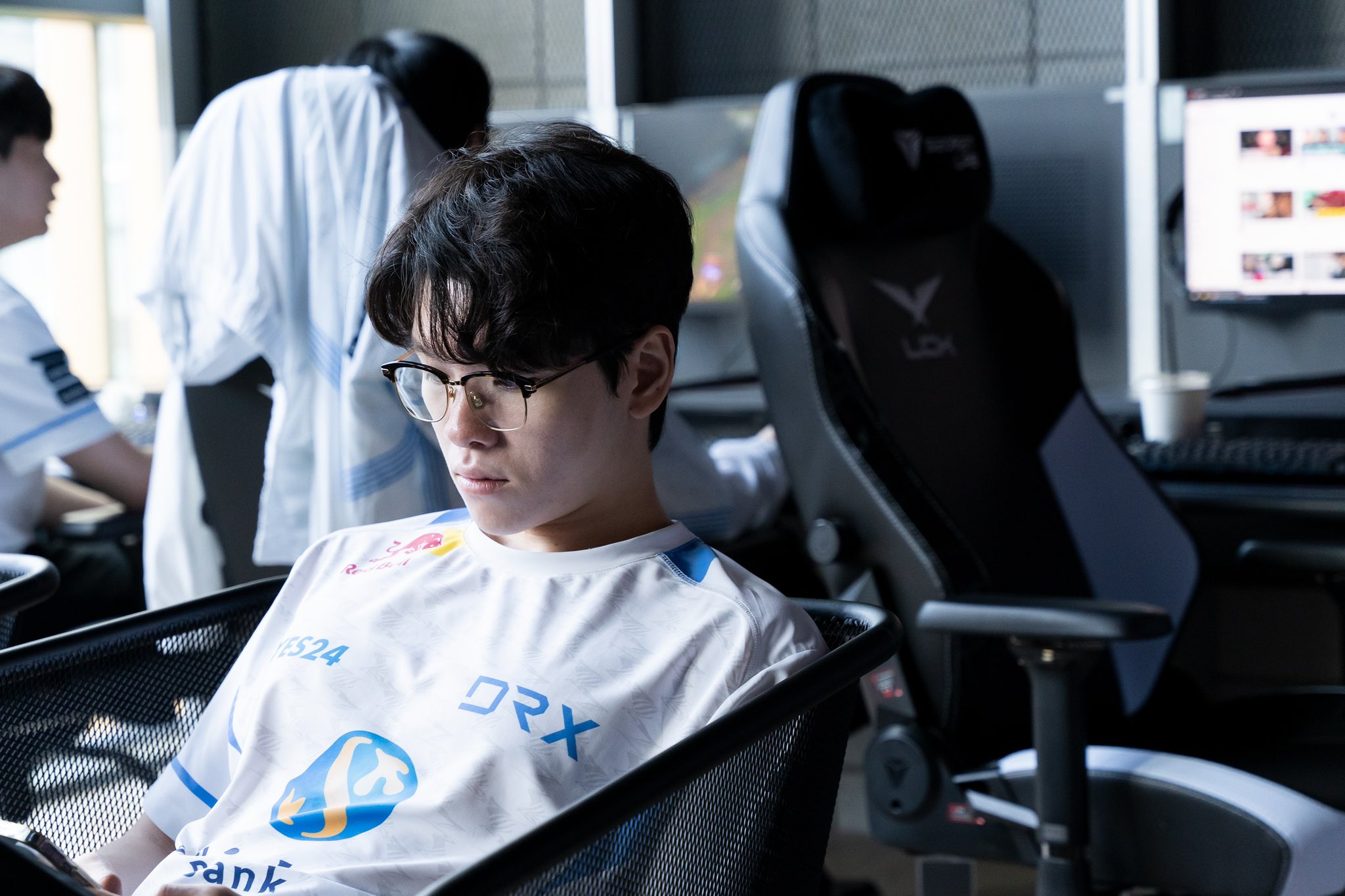 DRX on Twitter: "우리는 할 수 있습니다. 09.03 17:00 KST DRX vs LSB #GoDRX #DRXWIN #LCK https://t.co ...