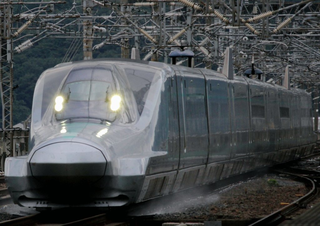 つばさ51号 on Twitter: "金曜日のALFA-X、今日のE2系J66編成、そして… まだまだ現役な国鉄仙台鉄道管理局(^^ゞ そろそろ文化財入りな看板 https://t.co ...