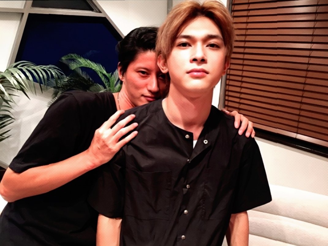 capital ryo on Twitter: "Not only Suda Masaki who taught Ryo how to play guitar, Hiroki too ...