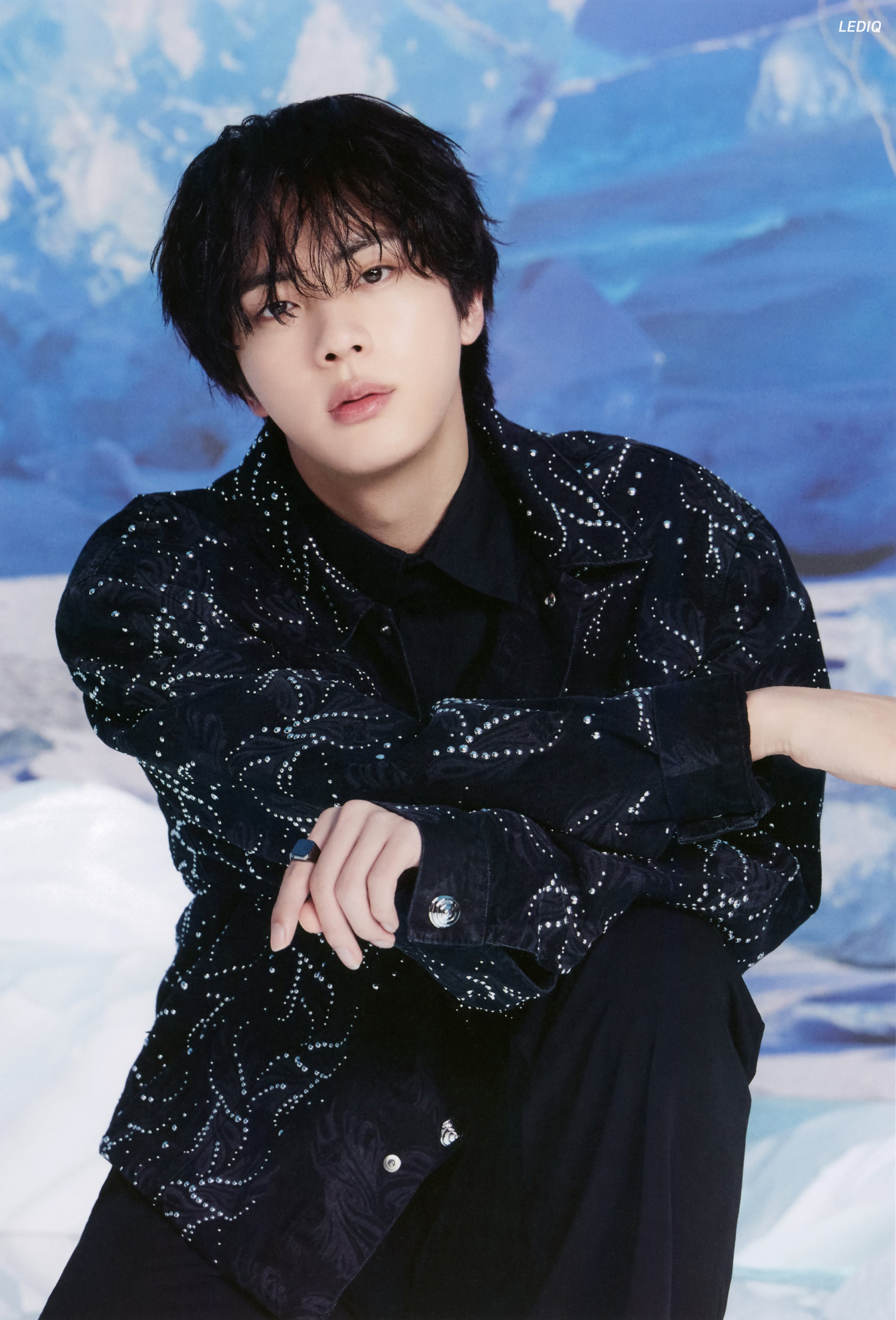 JIN SHAZAM on Twitter: "[scan] DICON D'FESTA PHOTOBOOK :: JIN (3) Cr: @ lediQ_1204 SOLD OUT KING ...