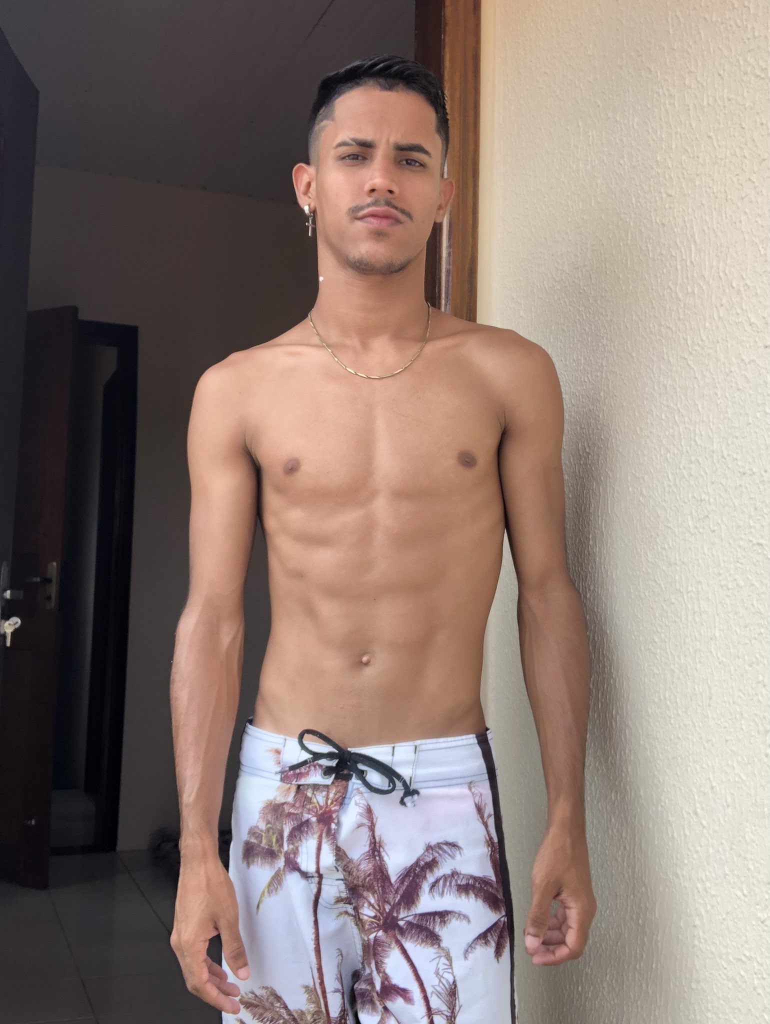 Ex mael (@esmael_com_E) / Twitter