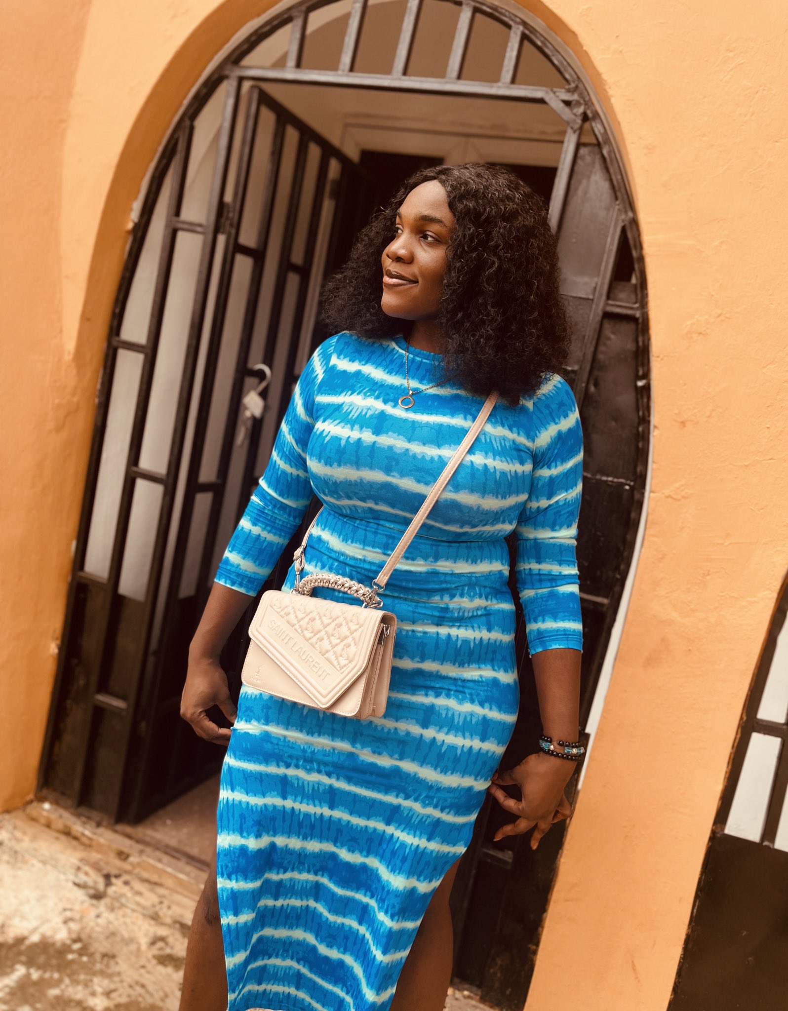 oyin_da_pen_addict🎨🎨♛ on Twitter: "Permit me to drop these here🙈 https://t.co/eWzplsSrcd" / Twitter