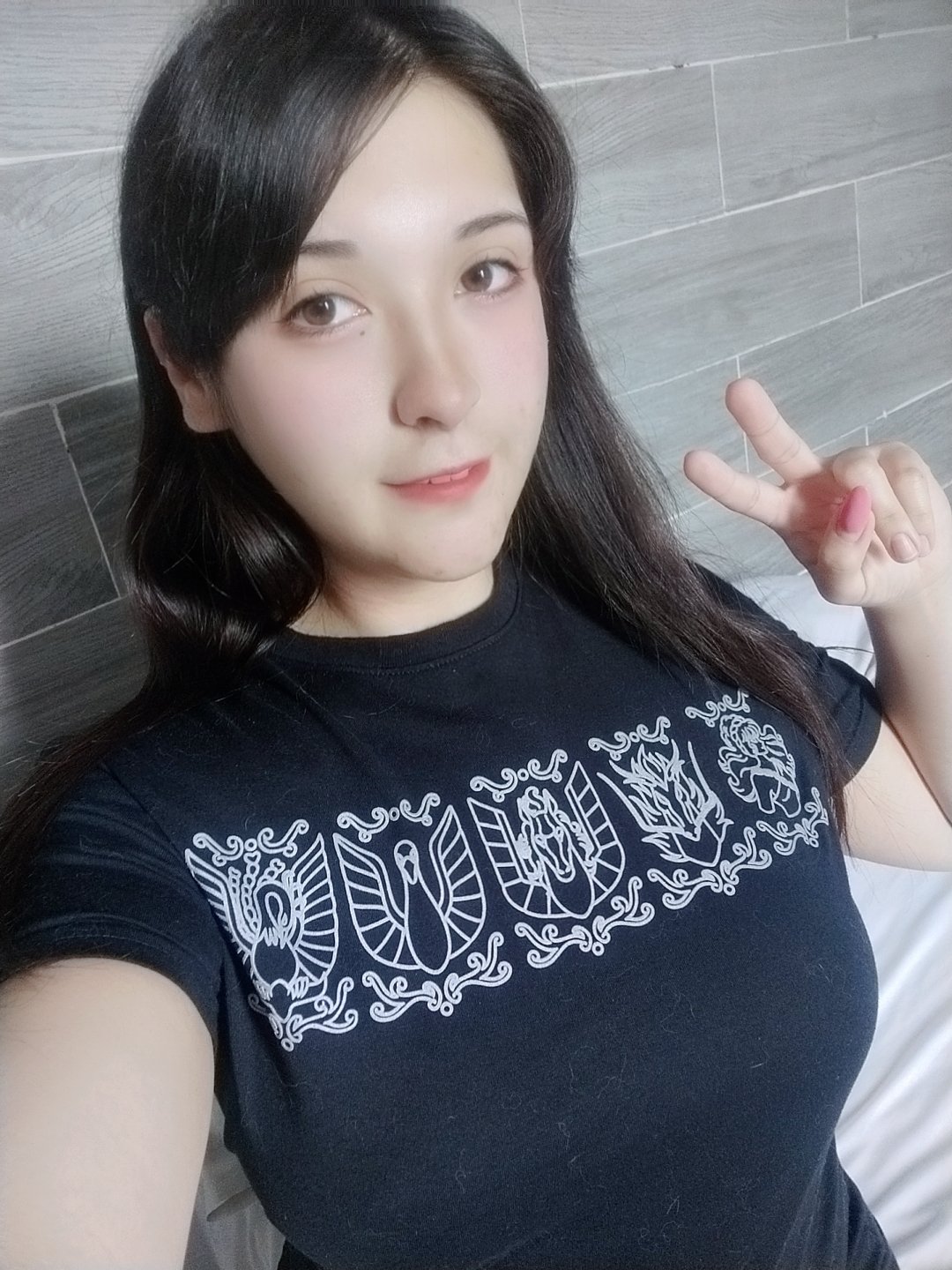 TW Pornstars - Roxii Cosplay 💲20usd RoxiiFans💦. Twitter. Miren mi playera🤩 la amé💖 A partir de ...