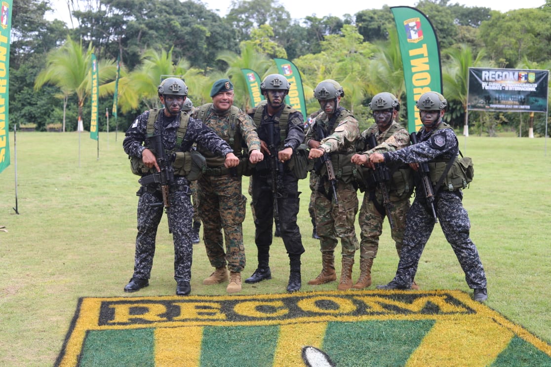 SPI on Twitter: "Felicitamos al Cabo 1° Héctor Bolívar, quien con éxito culminó el XIV Curso # ...