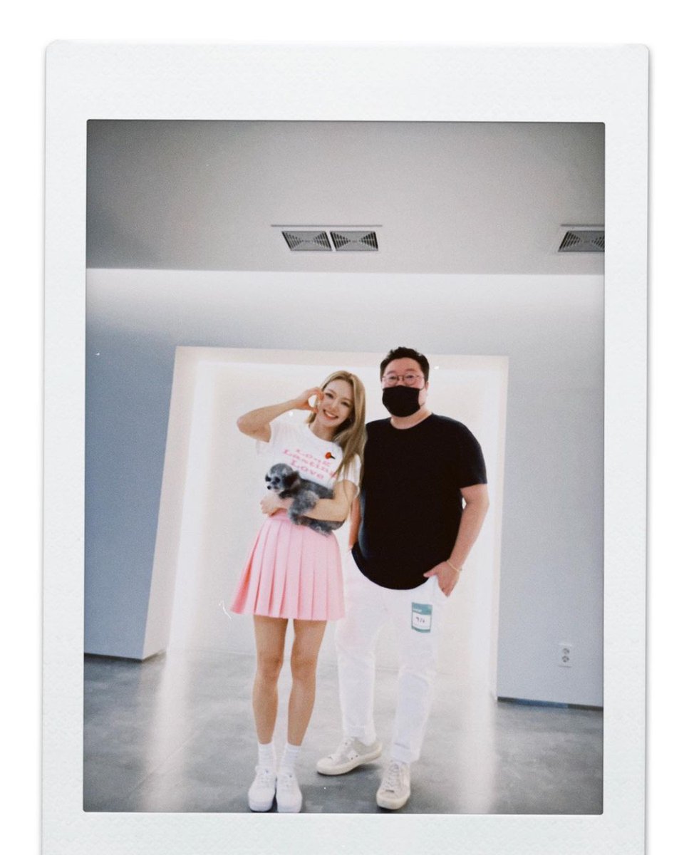 HYU 🕷 DEEP on Twitter: "SNSD with Hyoyeon's friend Ben Kim https://instagram.com/p/CiExlAAJF3F ...