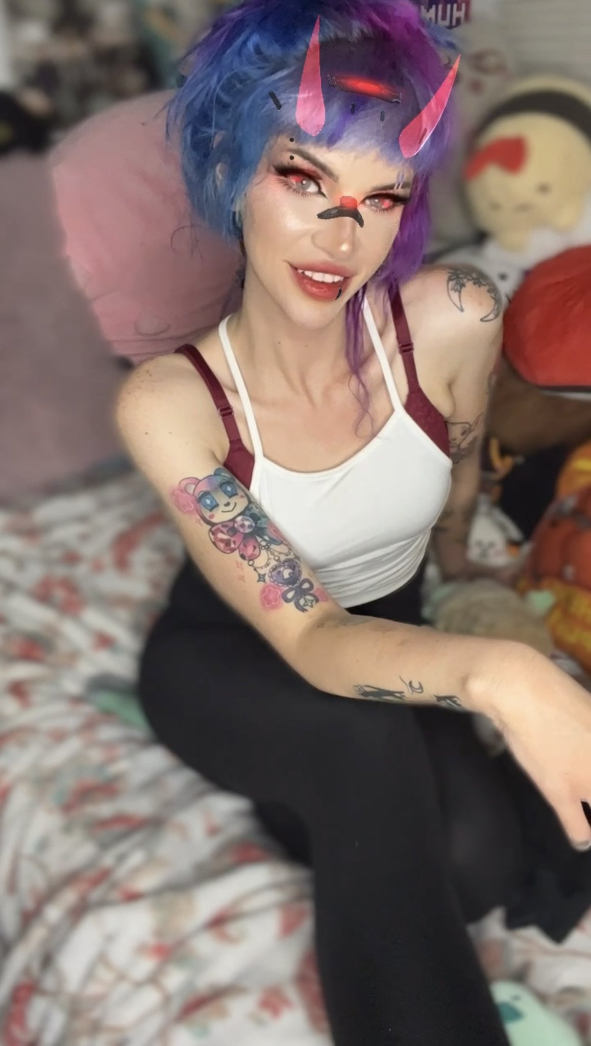 kikii ♡ on Twitter: "24 hour 3k celebration stream! Live on twitch now. It’s them degen demon ...