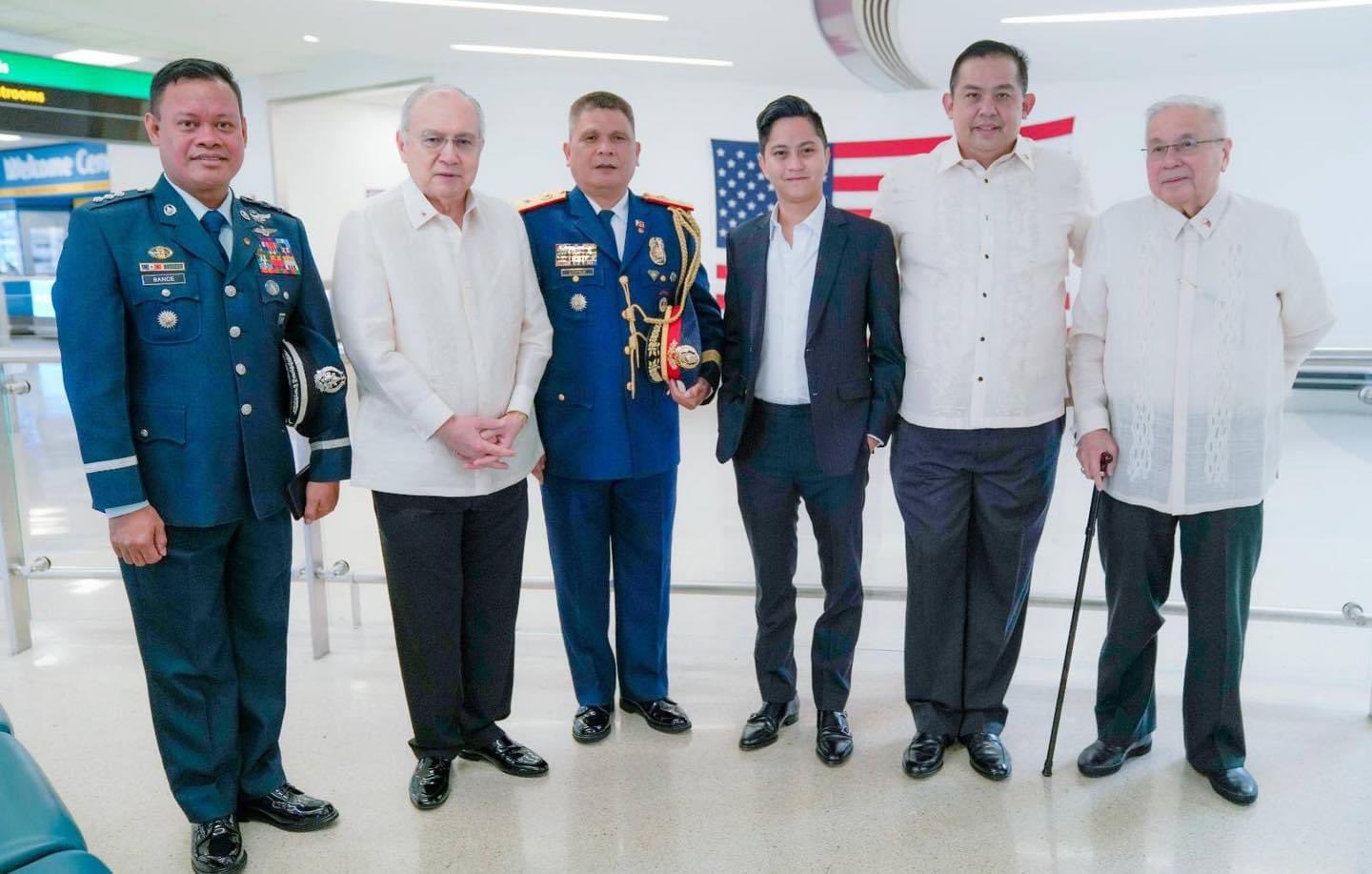 Inquirer on Twitter: "LOOK: President Ferdinand “Bongbong” Marcos Jr. arrives at the Newark ...