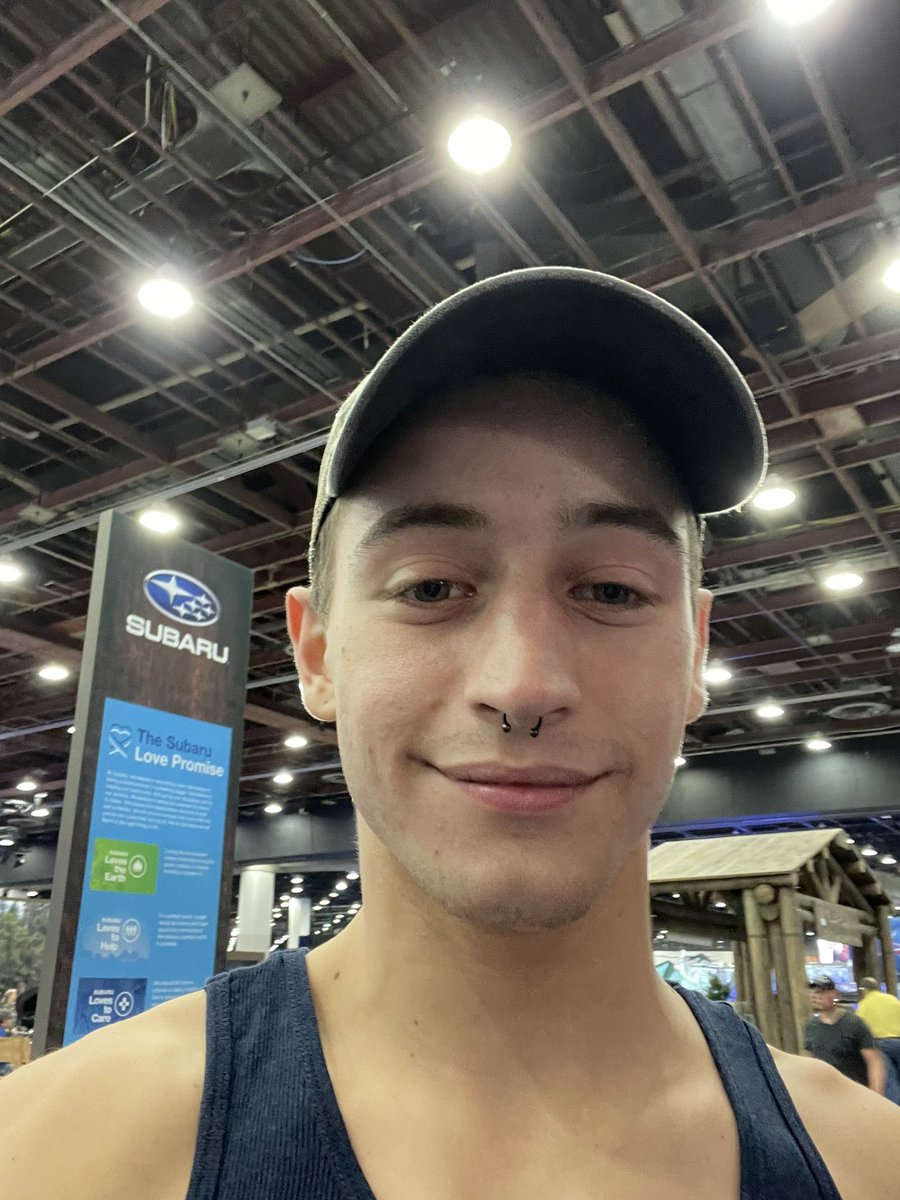 Luke On Twitter high At The Auto Show But Watching The Dog Show Instead luke-on-twitter-high-at-the-auto-show-but-watching-the-dog-show-instead