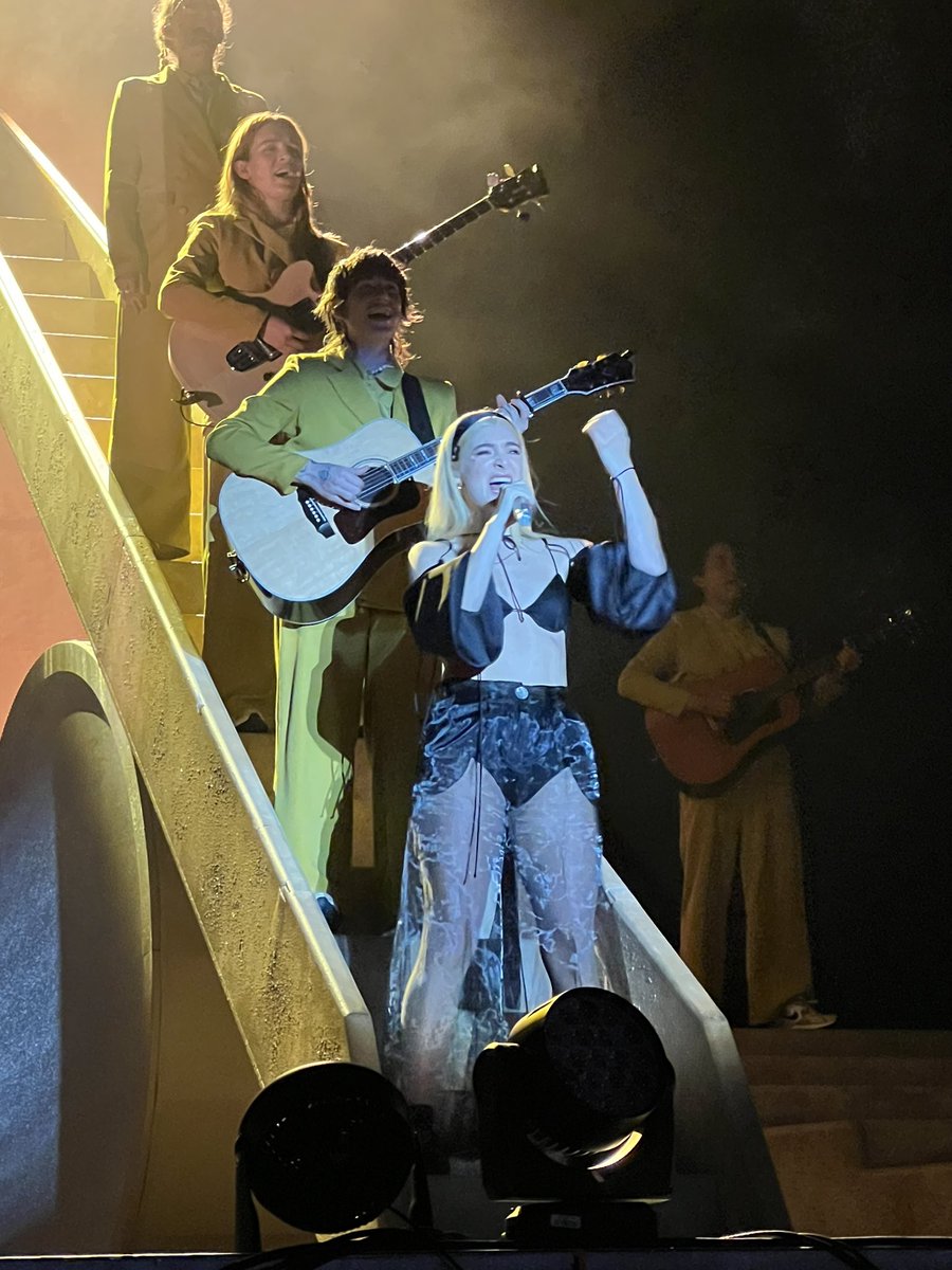 Lorde: The Solar Power Tour - Page 5 - Celebria - ATRL