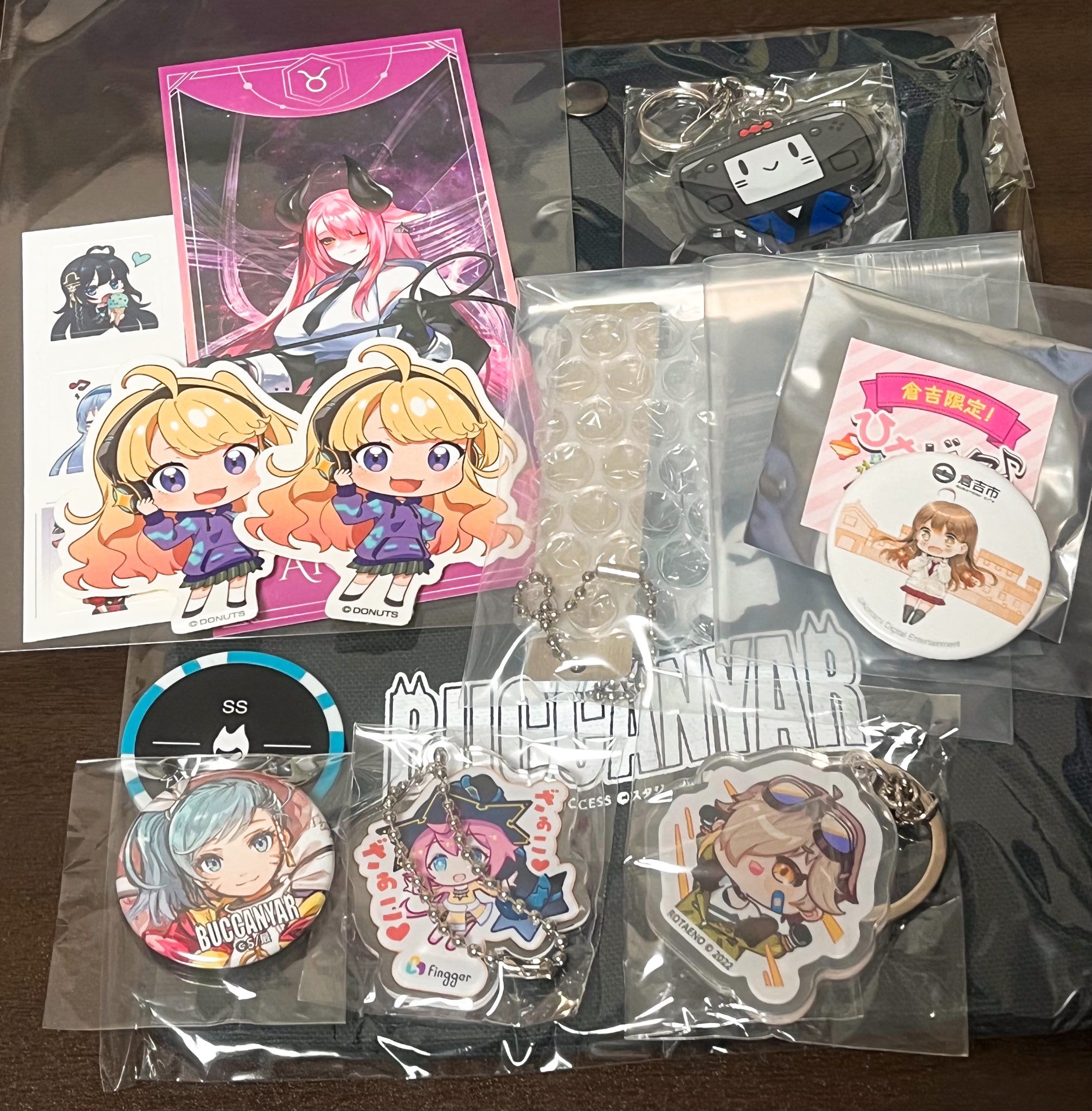 黒文 on Twitter: "TGSで試遊とかキャンペーンで貰ったノベルティ諸々。楽しかったなぁ #TGS2022 https://t.co/zc12Eppbvv" / Twitter