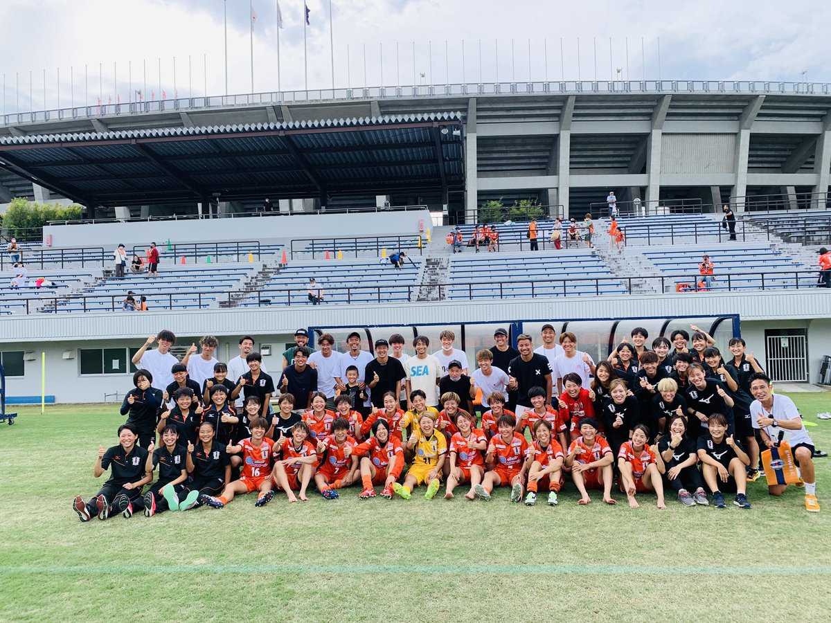 愛媛FC on Twitter: "RT @moriwaki46ryota: 愛媛FC family🤝😊"