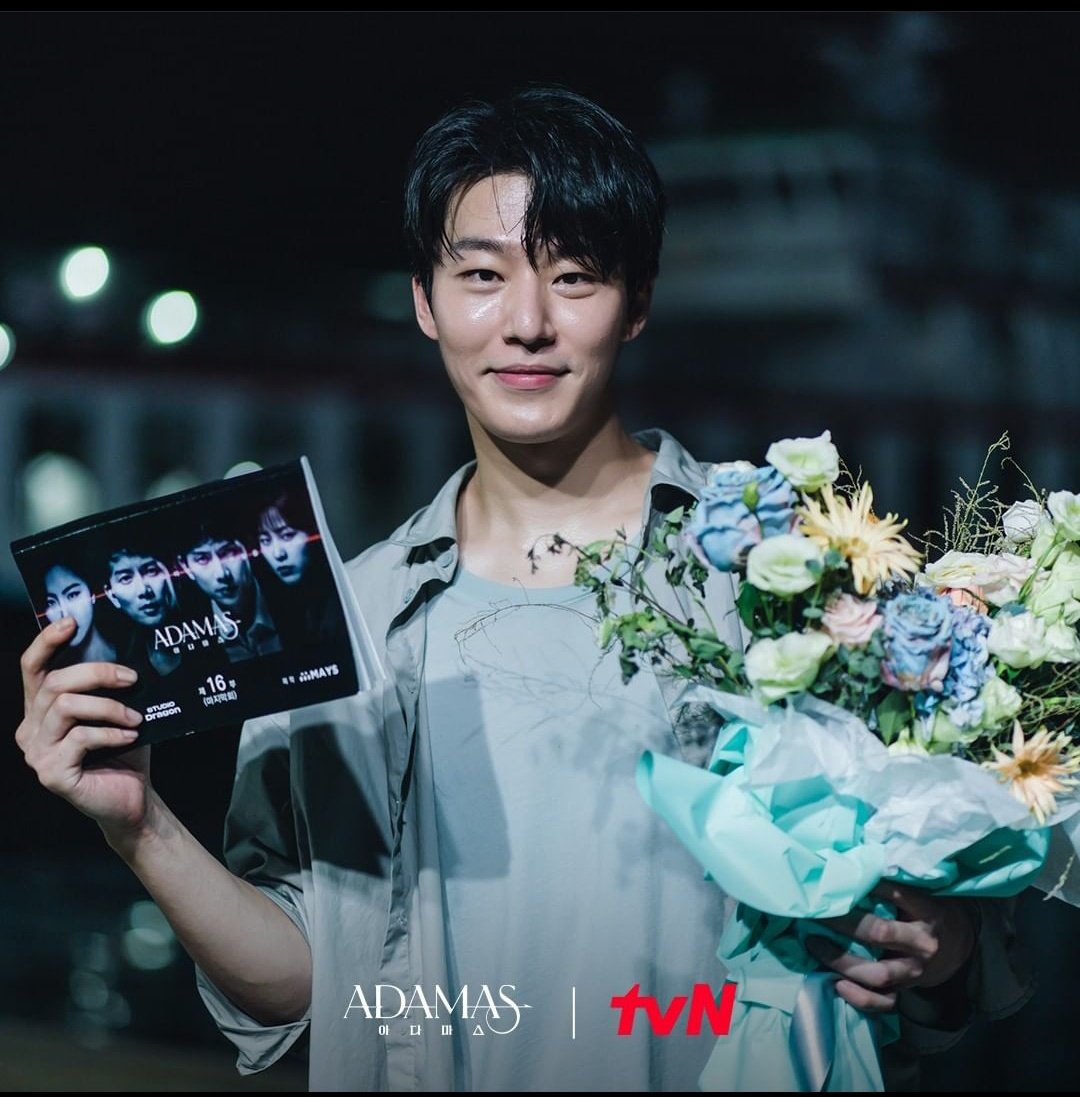 K-Drama Menfess on Twitter: "Mas ini namanya siapa yaaaa, akun ig nyaa aapa?? 😭😭 •kdm• https://t ...