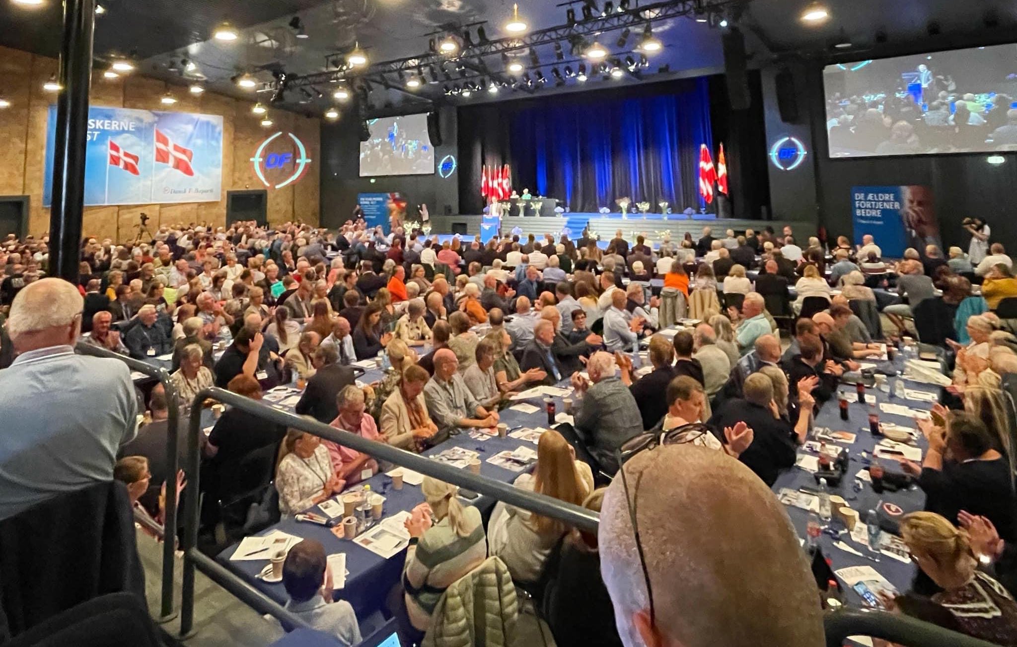 Pernille Vermund on Twitter: "Godt årsmøde til @DanskDf1995 og tak for ...