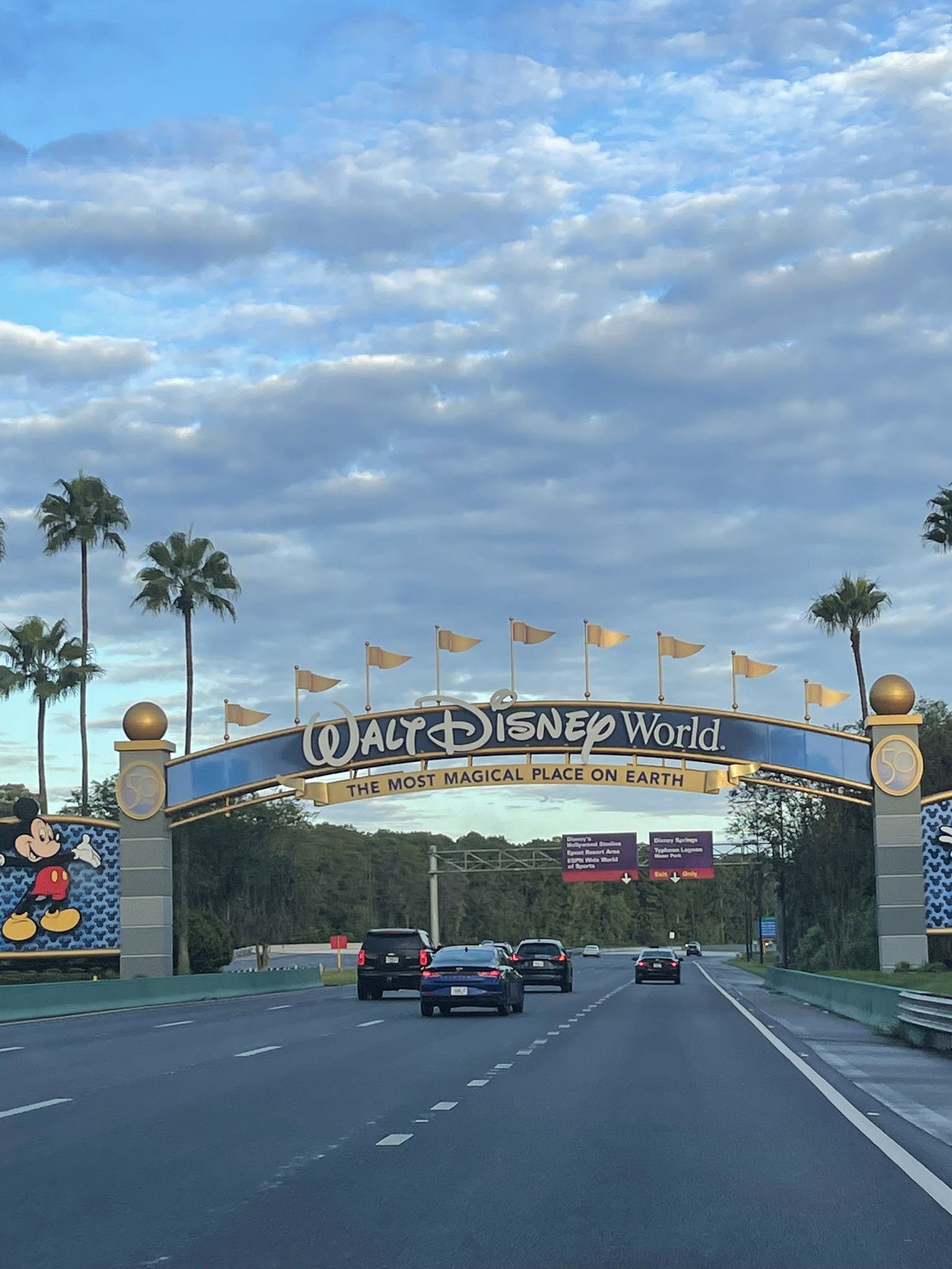 TW Pornstars - 3 pic. Creep Queen $5 OF. Twitter. An absolutely magical ...