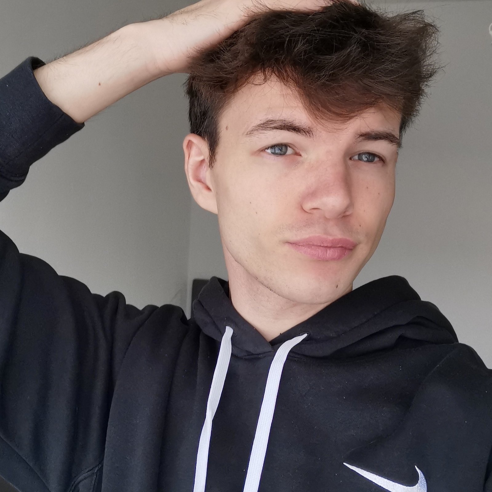 Lukas mit K wie der 🎃 on Twitter: Lukas mit K wie der 🎃 on Twitter: