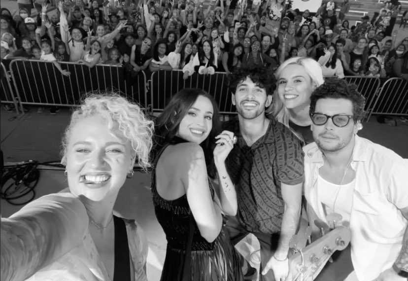 Sofia Carson on Twitter: "One year ago. 💜 https://t.co/hbCD7WZGNA" / Twitter