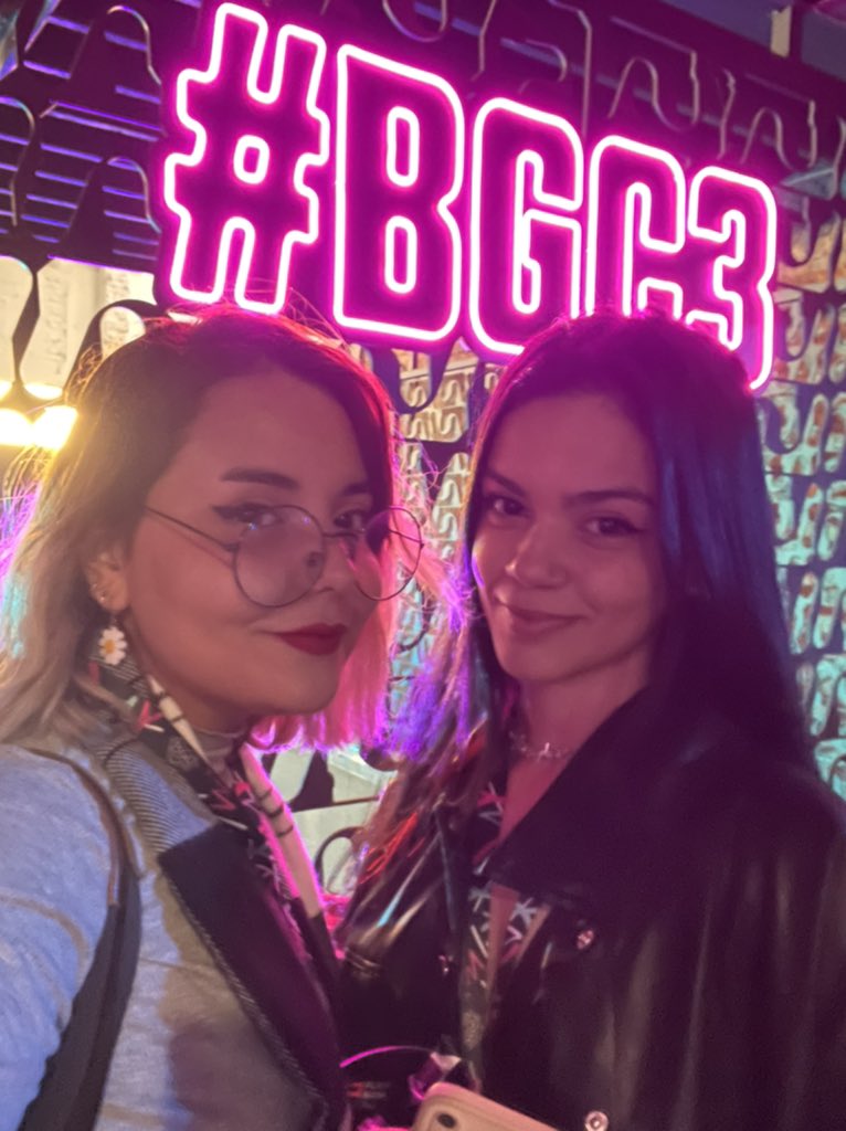 Flávia Naoshii 🦋 on Twitter: "Cadê vocês na #BGC3 para nos dar um alô?"