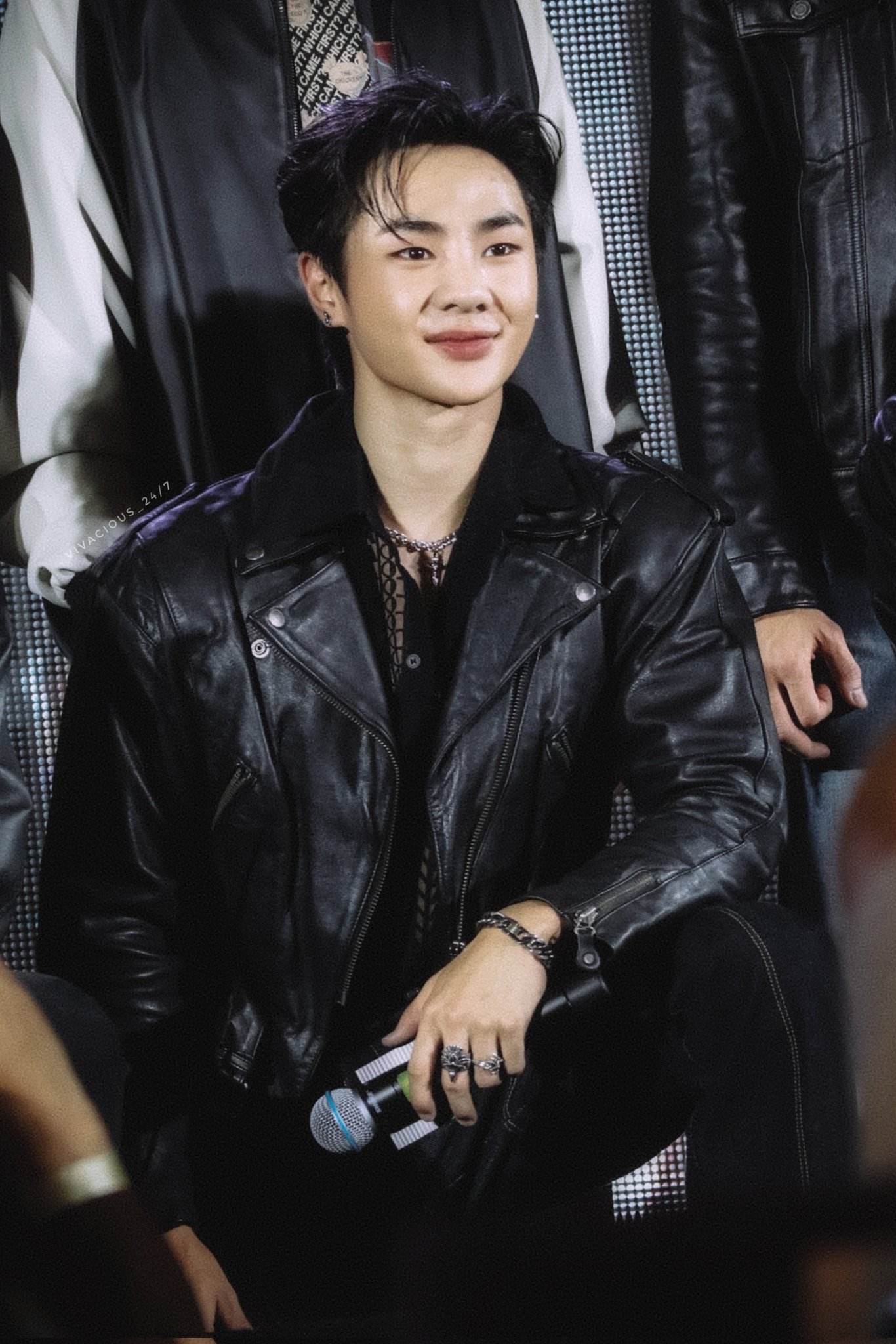 ᴛᴀ ɴᴀɴɴᴀᴋᴜɴ ᴜᴘᴅᴀᴛᴇs on Twitter: "Ta during the Send Off Event for KinnPorsche The Series World ...