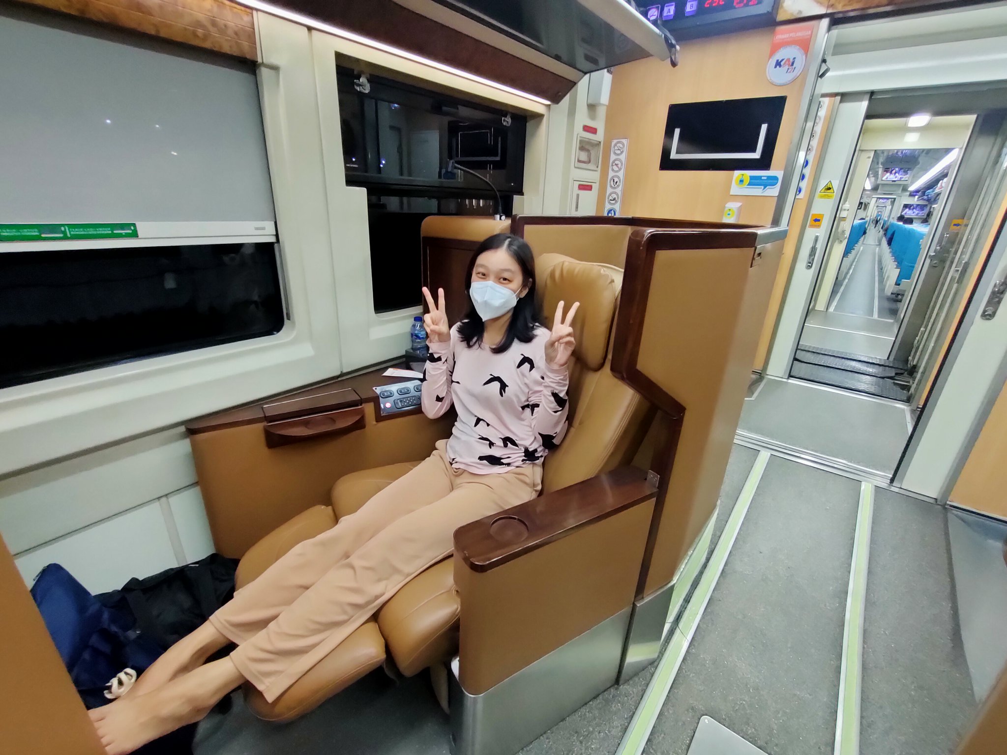 IG : Lenny.diary on Twitter: "Sleeper Train KAI Gen 1 (kiri) VS Gen 2 ...