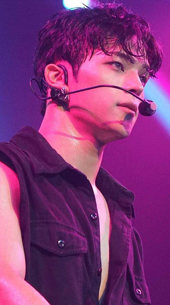 Daily Woojin — WOOJIN'S WORLD TOUR on Twitter: "Can we talk about THESE PHOTOS??? https://t.co ...