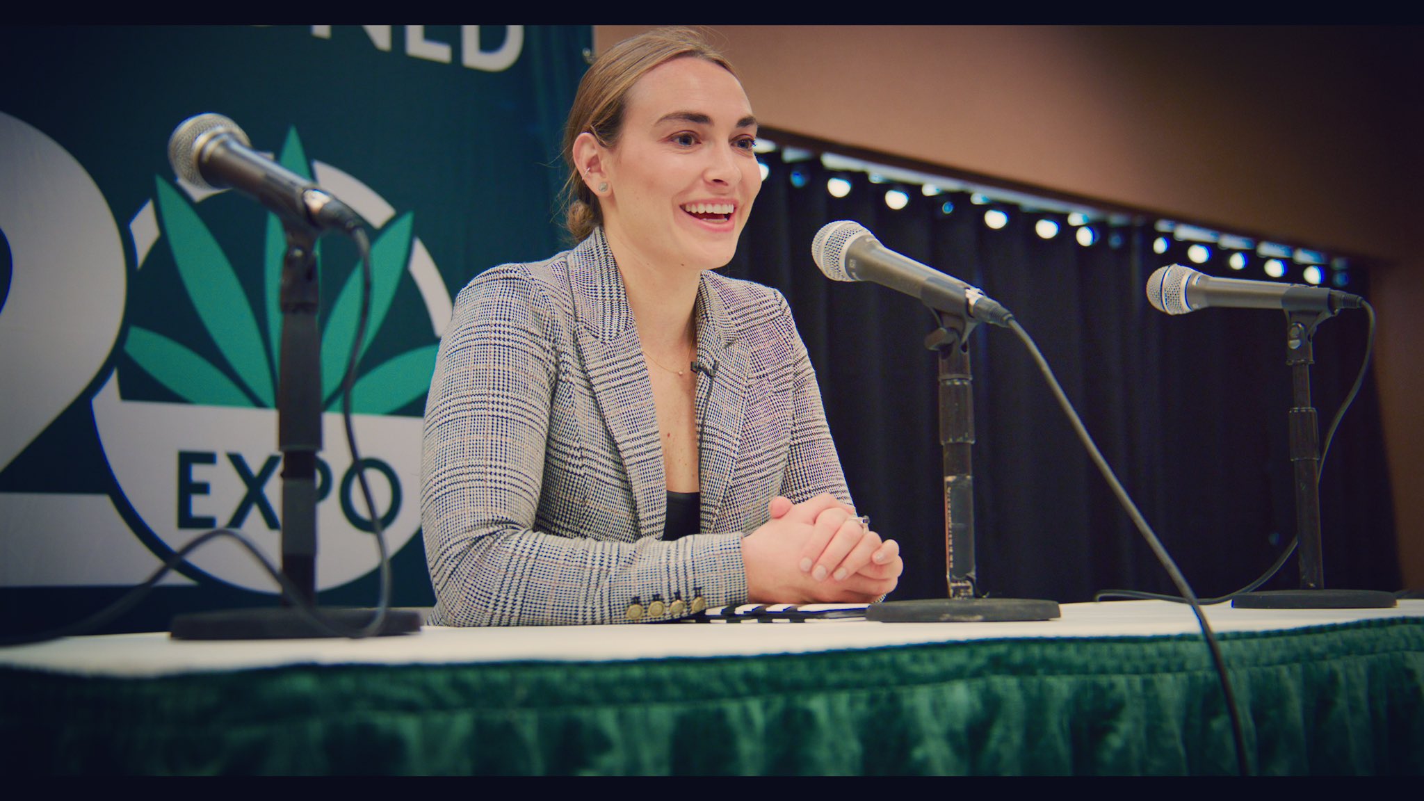 TW Pornstars - Alexandra M. Hunt. Twitter. Today, I spoke at the 420 ...