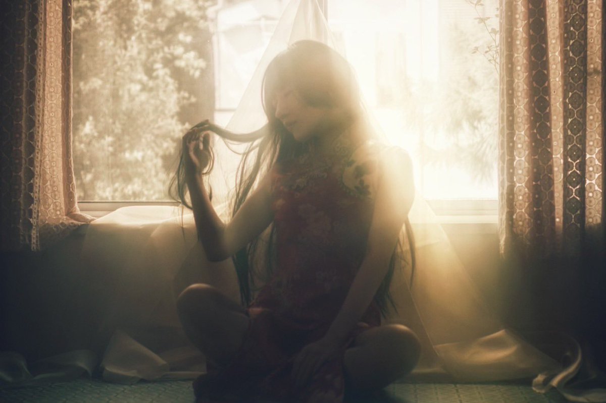 哉屶 on Twitter: ". 妖艶な何か model: @regolith_ice8"