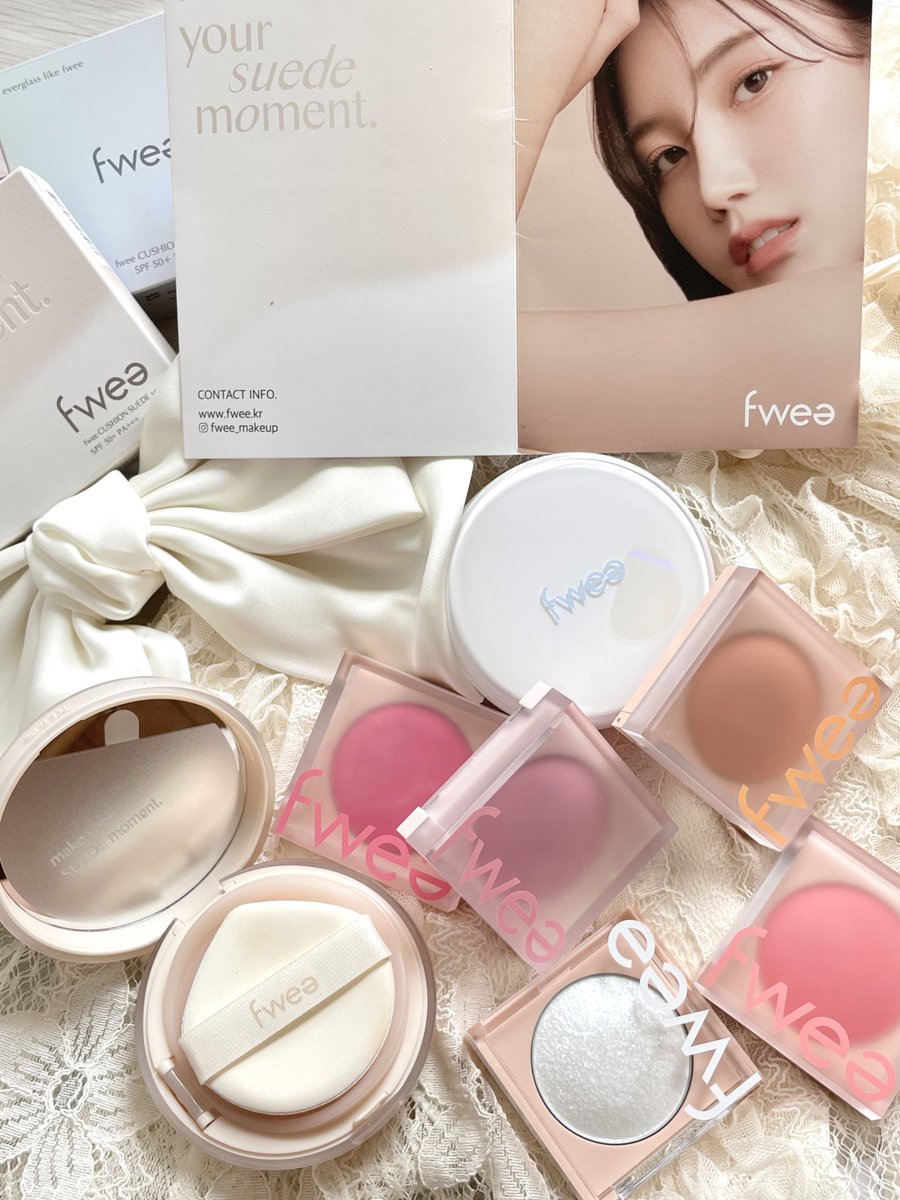 #협찬 @fwee_makeup 요즘 핫한 퓌•• 협찬 찍는김에 요즘 내 메이크업 나의 천사들을 위해 공유합니다!!! 메이크업 ...