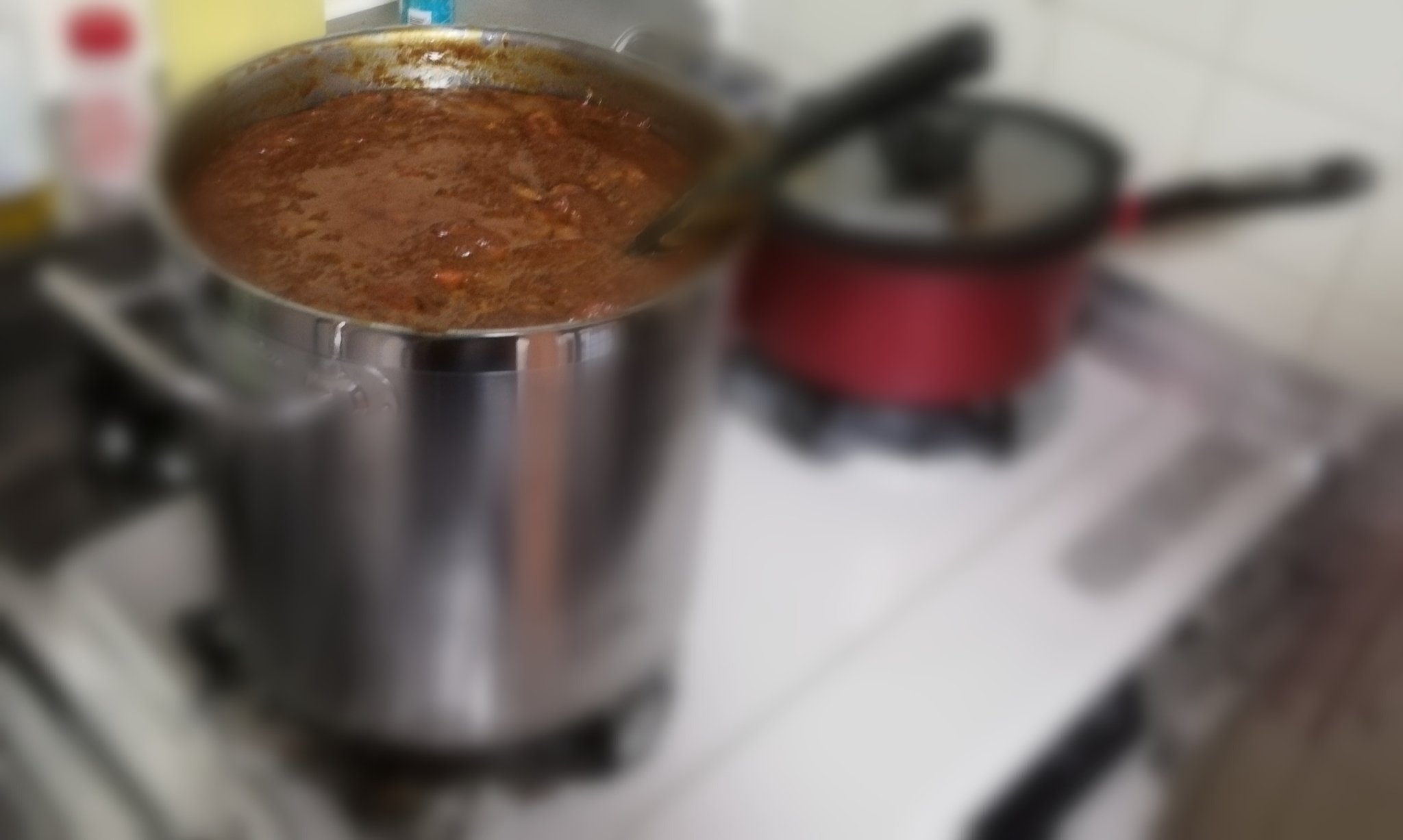 スクラップ on Twitter: "※前回 (作りすぎたのでデカい鍋にも5人前ほど受け止めてもらった) https://t.co/kQZd1La0h9" / Twitter