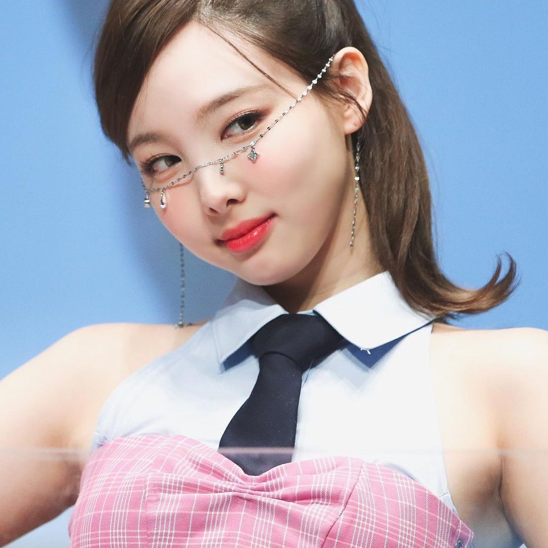 Nayeon - Twice 🇰🇷 𝘼𝙧𝙢𝙥𝙞𝙩 𝙂𝙖𝙡𝙡𝙚𝙧𝙮 💎 @armpit_gallery