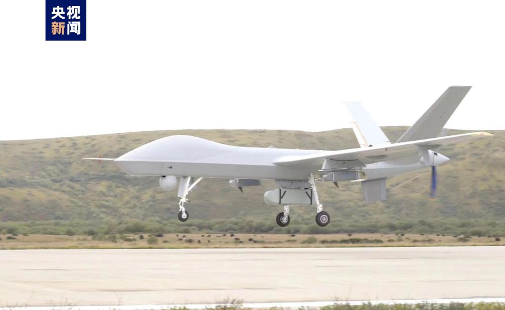 China's domestically developed high-altitude UAV successfully completed ...