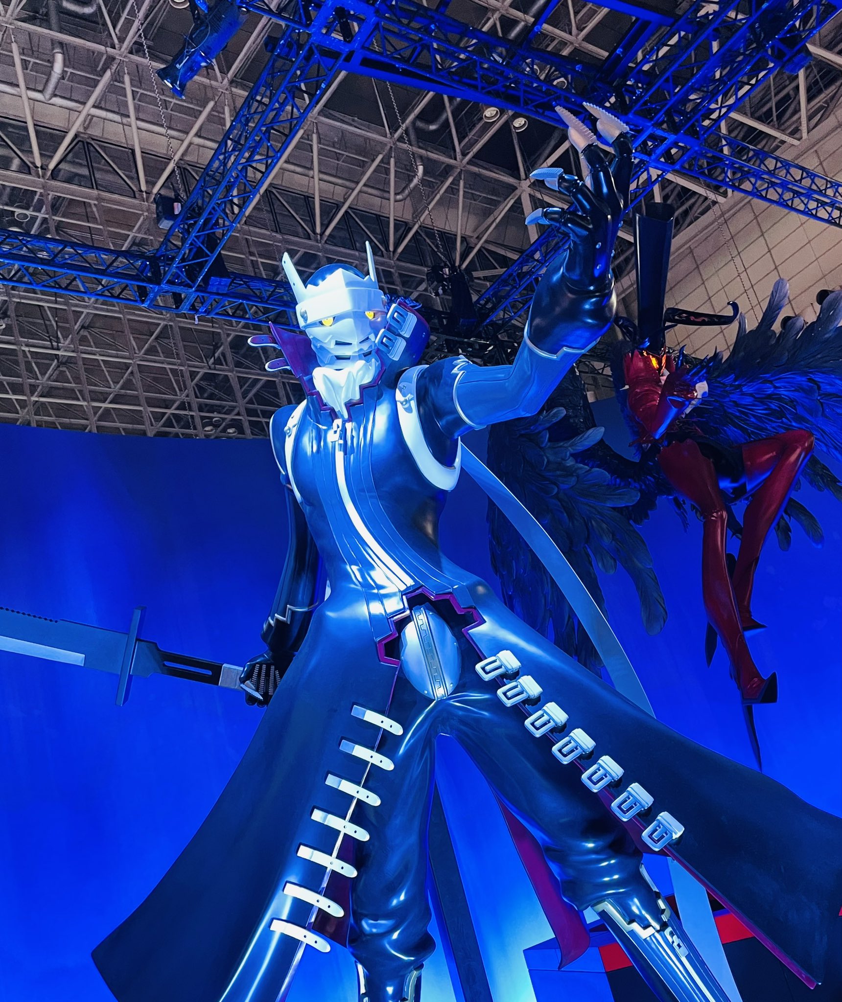 モルガナ_ペルソナ広報 on Twitter: "#TGS2022 イザナギとアルセーヌの2ショットもカッコイイぜ〜！ https://t.co/kRBOzOC0w5" / Twitter