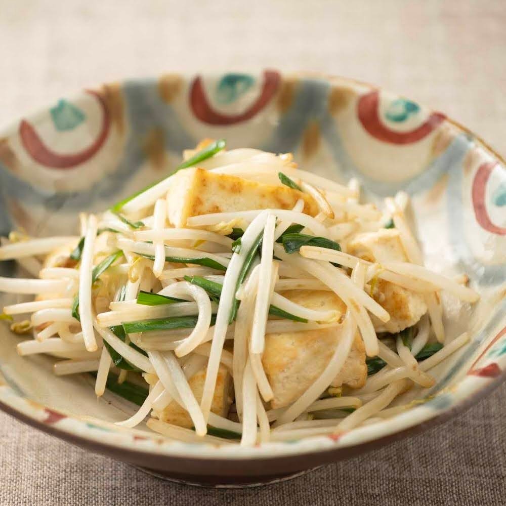 dancyu_mag on Twitter: "dancyu10月号は絶賛発売中です！ 10月号の表紙の料理は、沖縄の「マーミナチャンプルー」。もやしとニラを使った、誰でも手軽につくれる庶民 ...