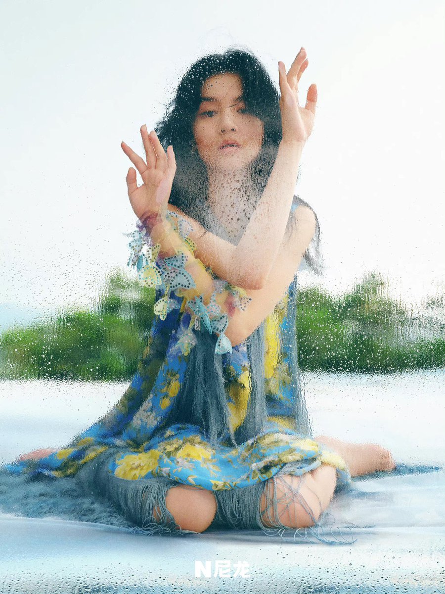 cdrama tweets on Twitter: "#ChunXia takes the cover of NYLON CHINA Full spread - https://m.weibo ...