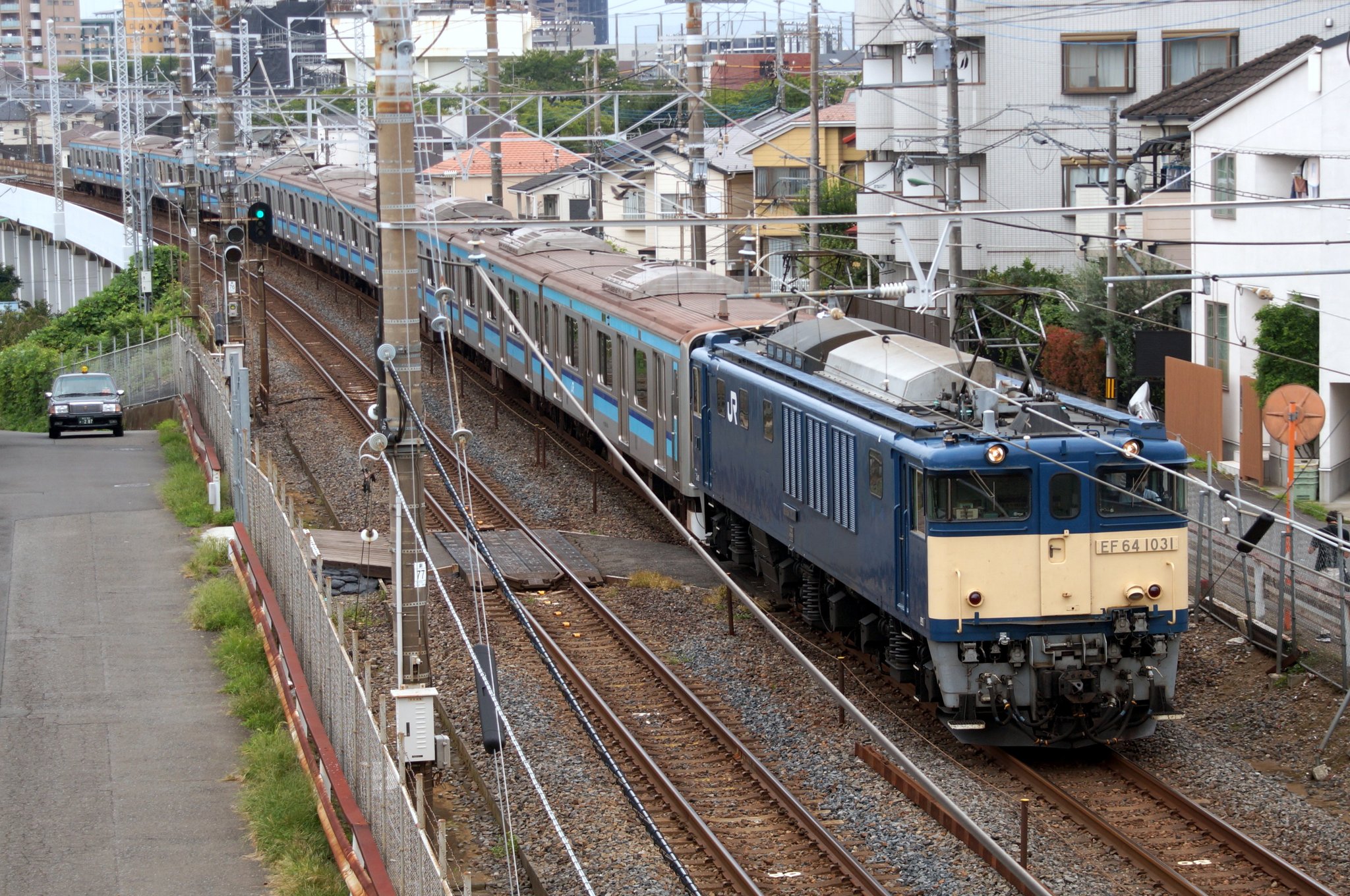 波鉄 on Twitter: "2022.9.7 EF64-1031♪+E231-800系 配給 9543レ 武蔵野線 東大宮操までEF64牽引 その後EF81にバトンタッチしてAT入場とか ...
