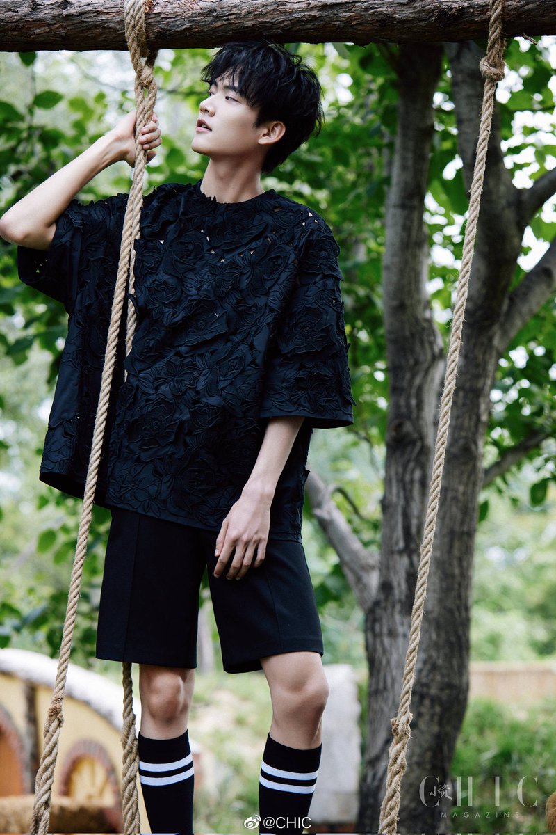 INTO1 archive on Twitter: "⌑ ZHOU KEYU x CHIC Magazine [ #周柯宇 #ZhouKeyu #INTO1]"