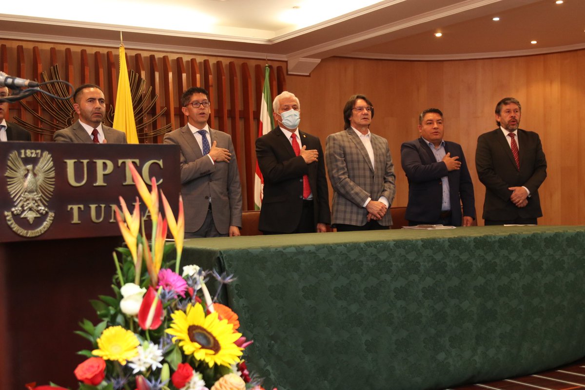 UPTC on Twitter: "#FelizMiercolesATodos Rector Óscar Ramírez instala ...
