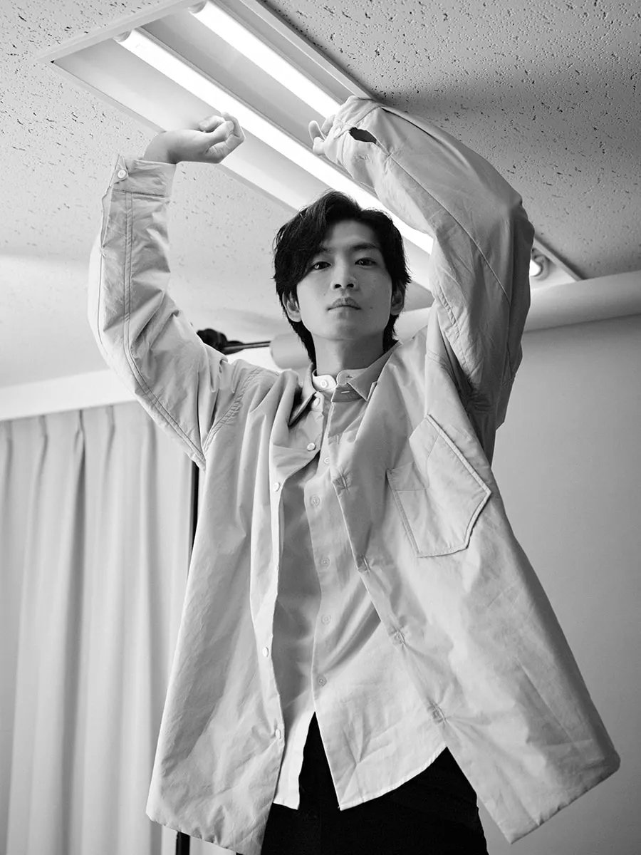 GINZA on Twitter: "#松下洸平 さんが初めての写真集『体温』を発売！10月27日(木)が楽しみですね😍 GINZAでインタビューした過去の記事を振り返ろう。https ...