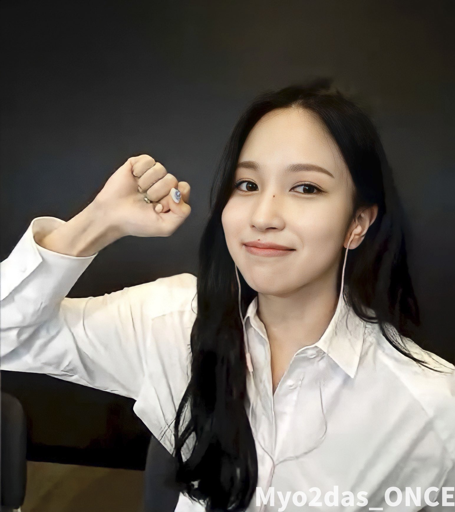 sar on Twitter: "mina doing the mochaeng punch in tiny >